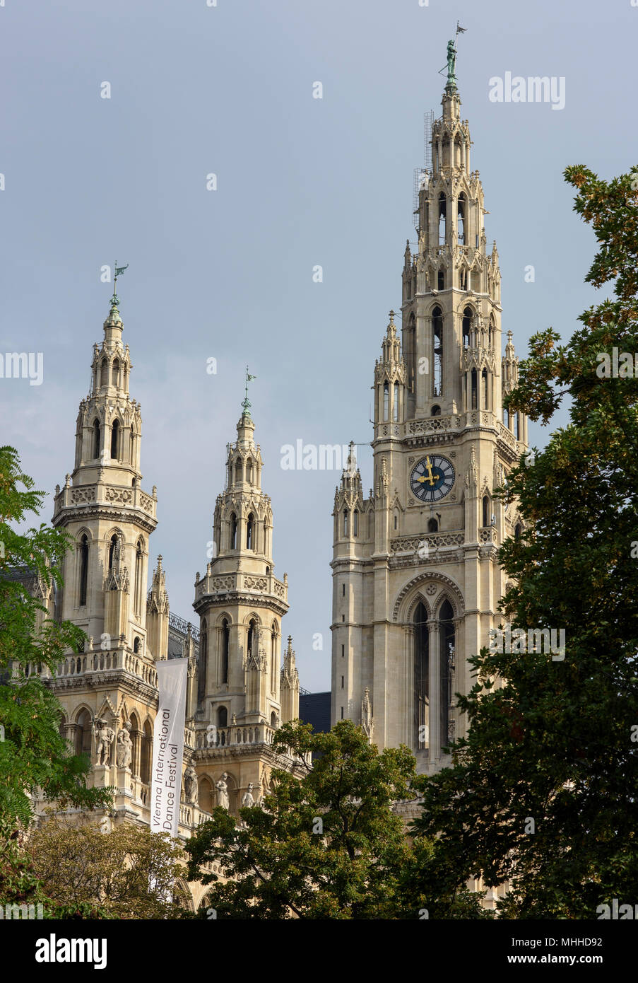 Rathaus wien wien hi-res stock photography and images - Alamy