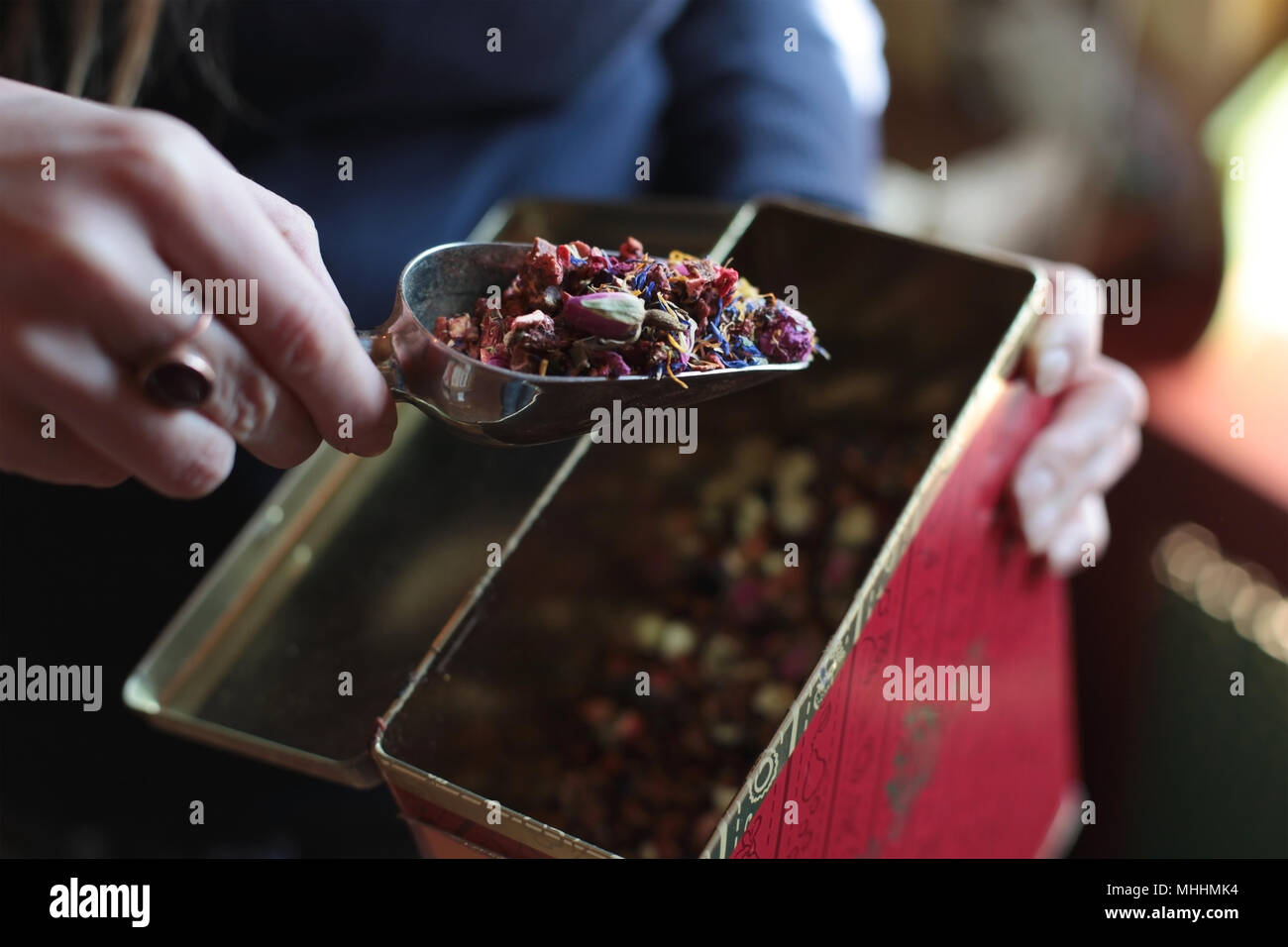 Organic mixed spring flower tea Stock Photo - Alamy