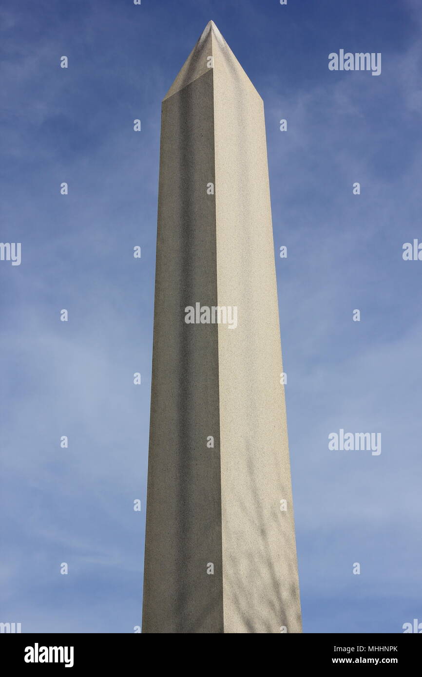 Obelisk Structure in a Niles, Illinois suburban cemetery Stock Photo ...