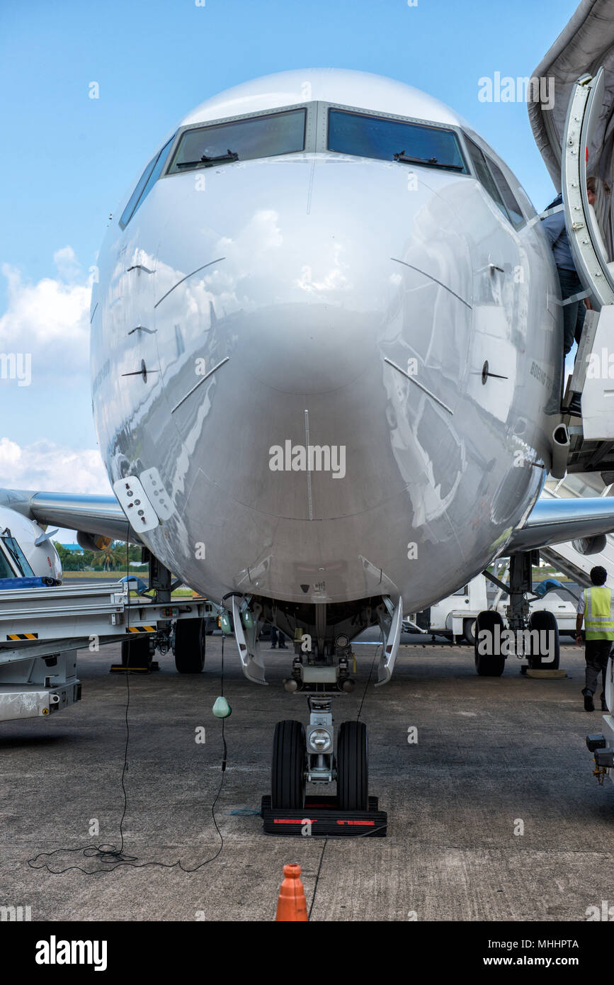 boeing 737 at the airport terminal Stock Photo - Alamy