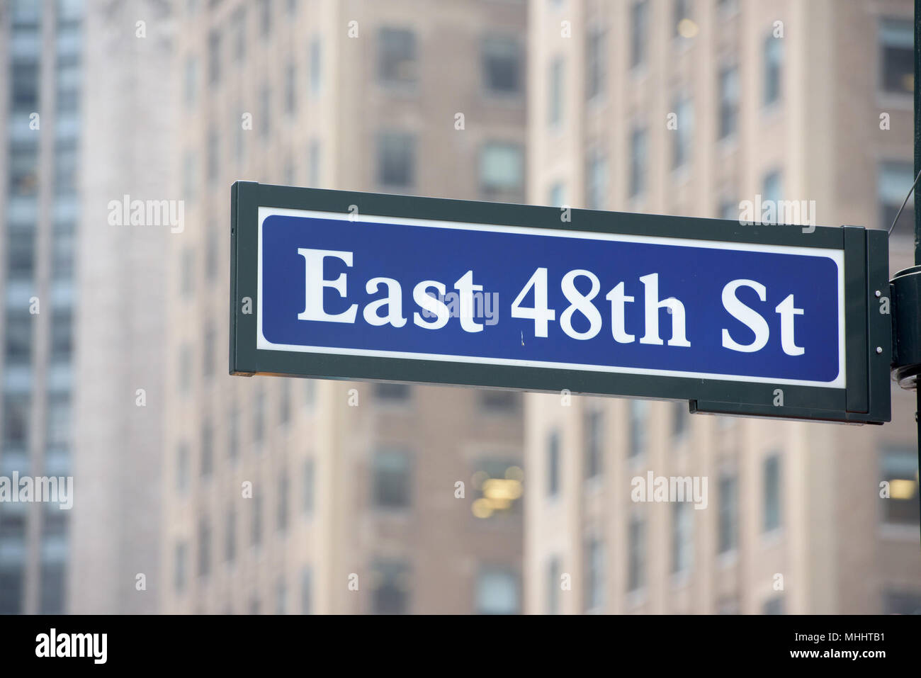 East 48th st hi-res stock photography and images - Alamy