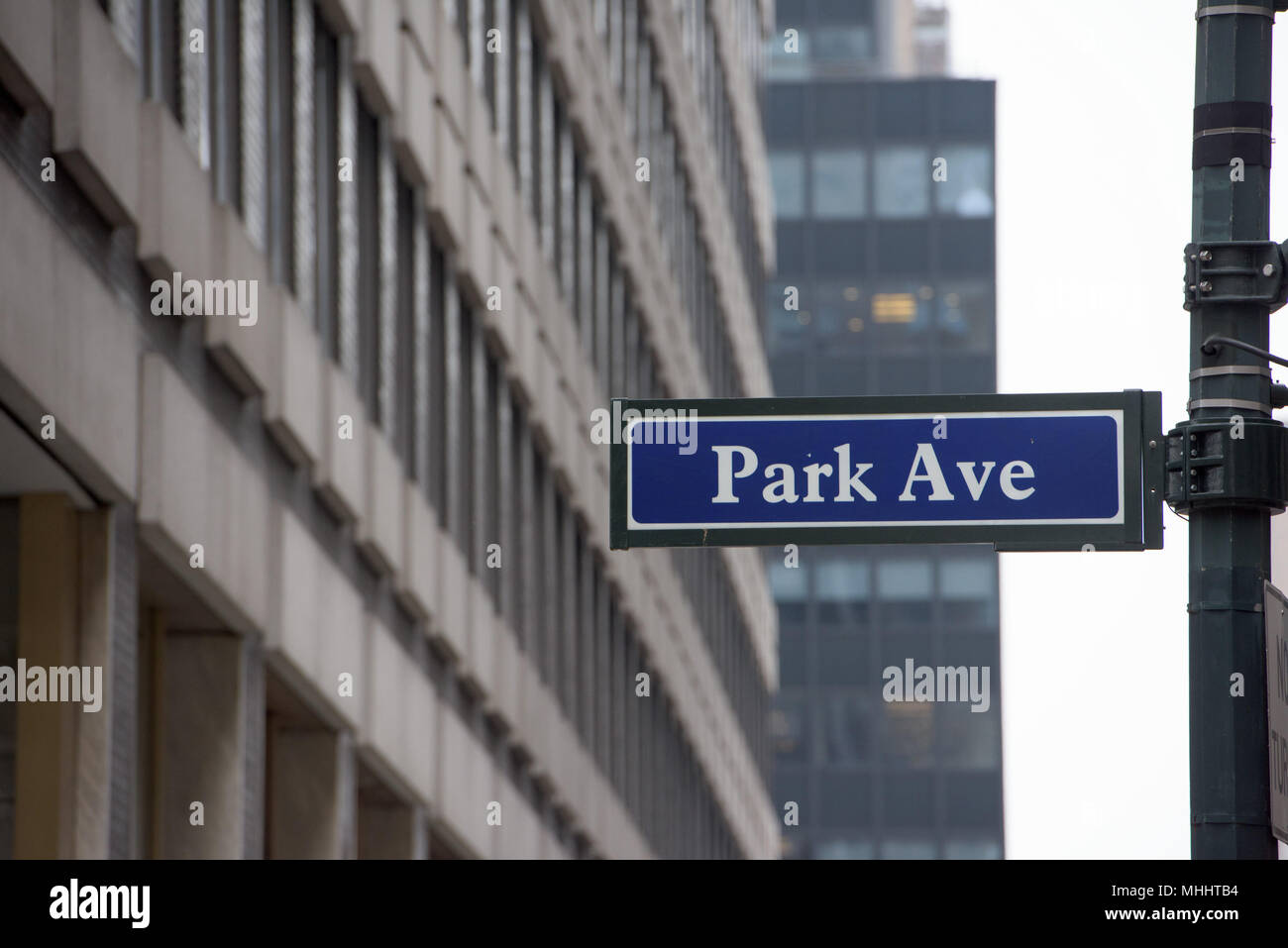 Manhattan broadway green road sign hi-res stock photography and images ...