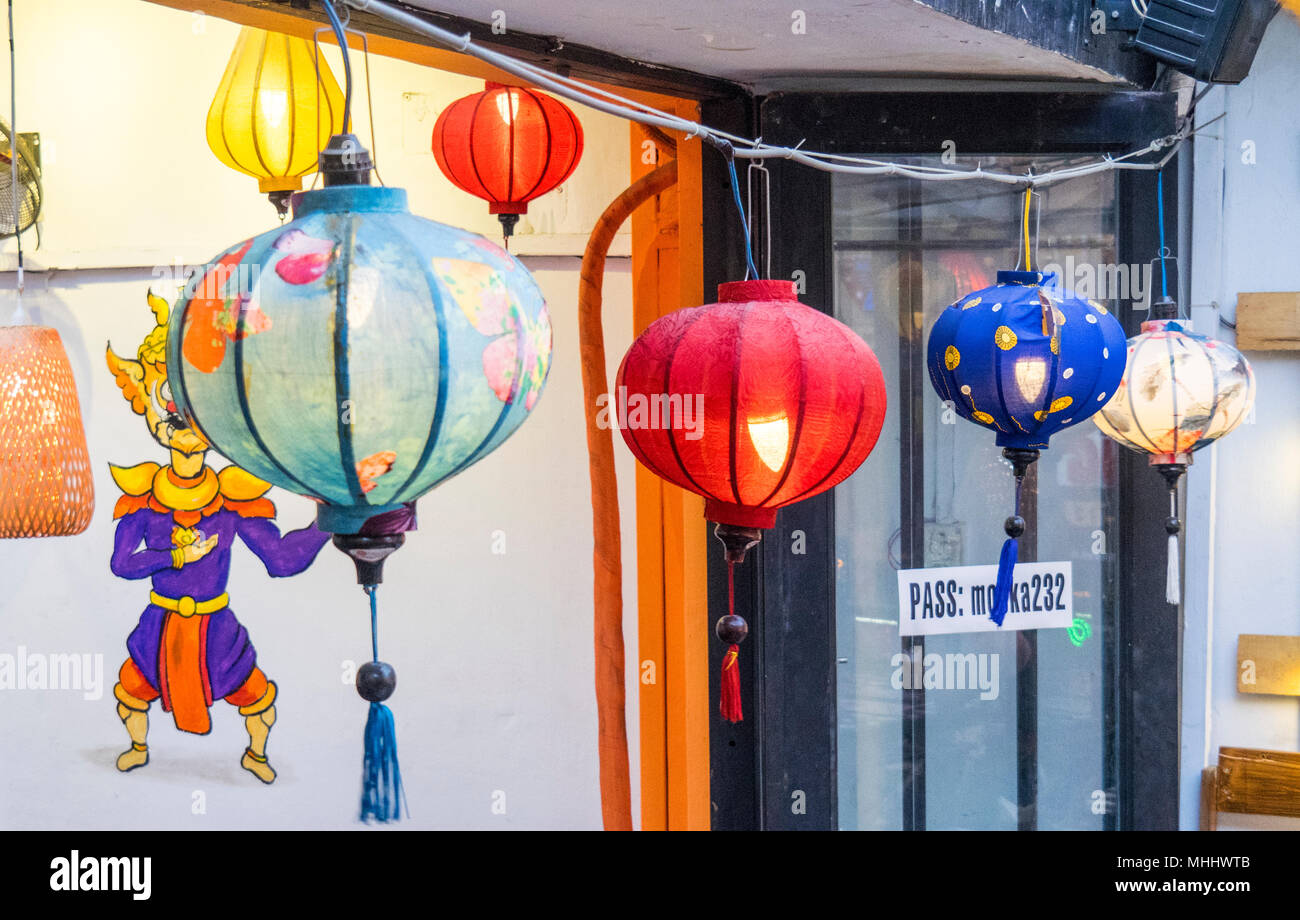 Vietnamese lanterns hi-res stock photography and images - Alamy