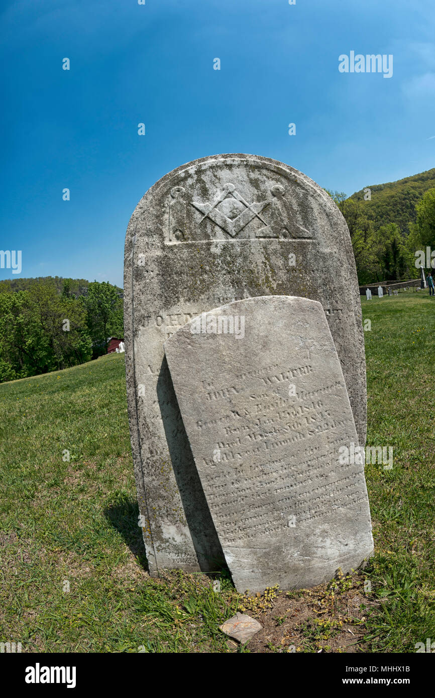 Masonic grave hi-res stock photography and images - Alamy
