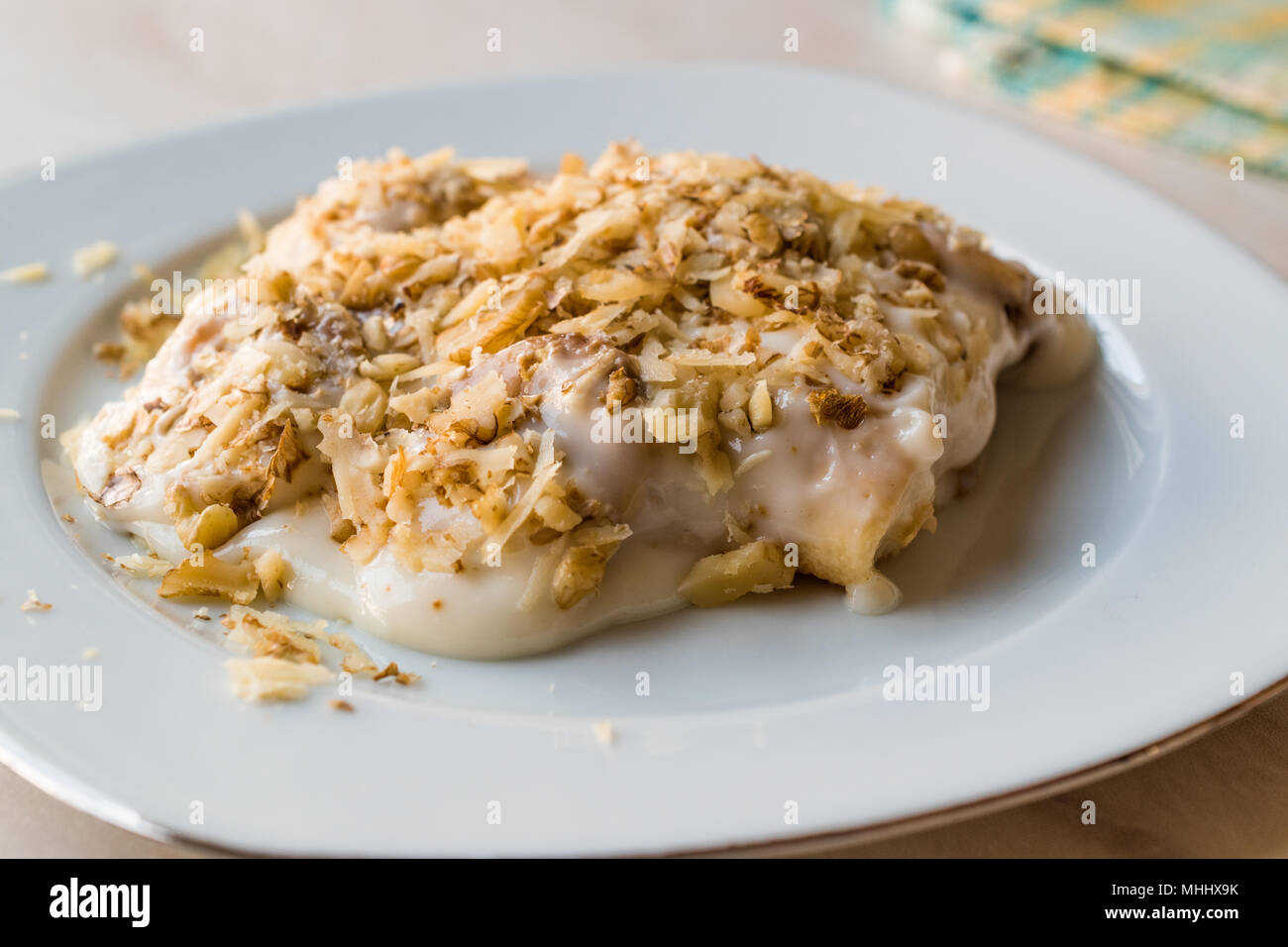 Turkish Muhallebi Pudding with Walnut, Banana and Ladyfinger Biscuits ...
