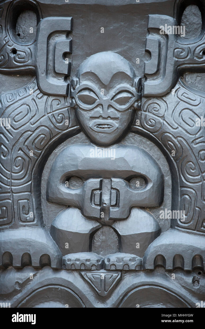 polynesian statue close up detail Stock Photo - Alamy