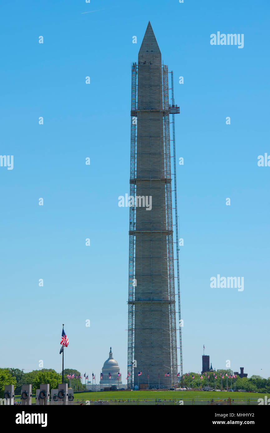 Washington Monument obelisk on the National Mall Stock Photo - Alamy