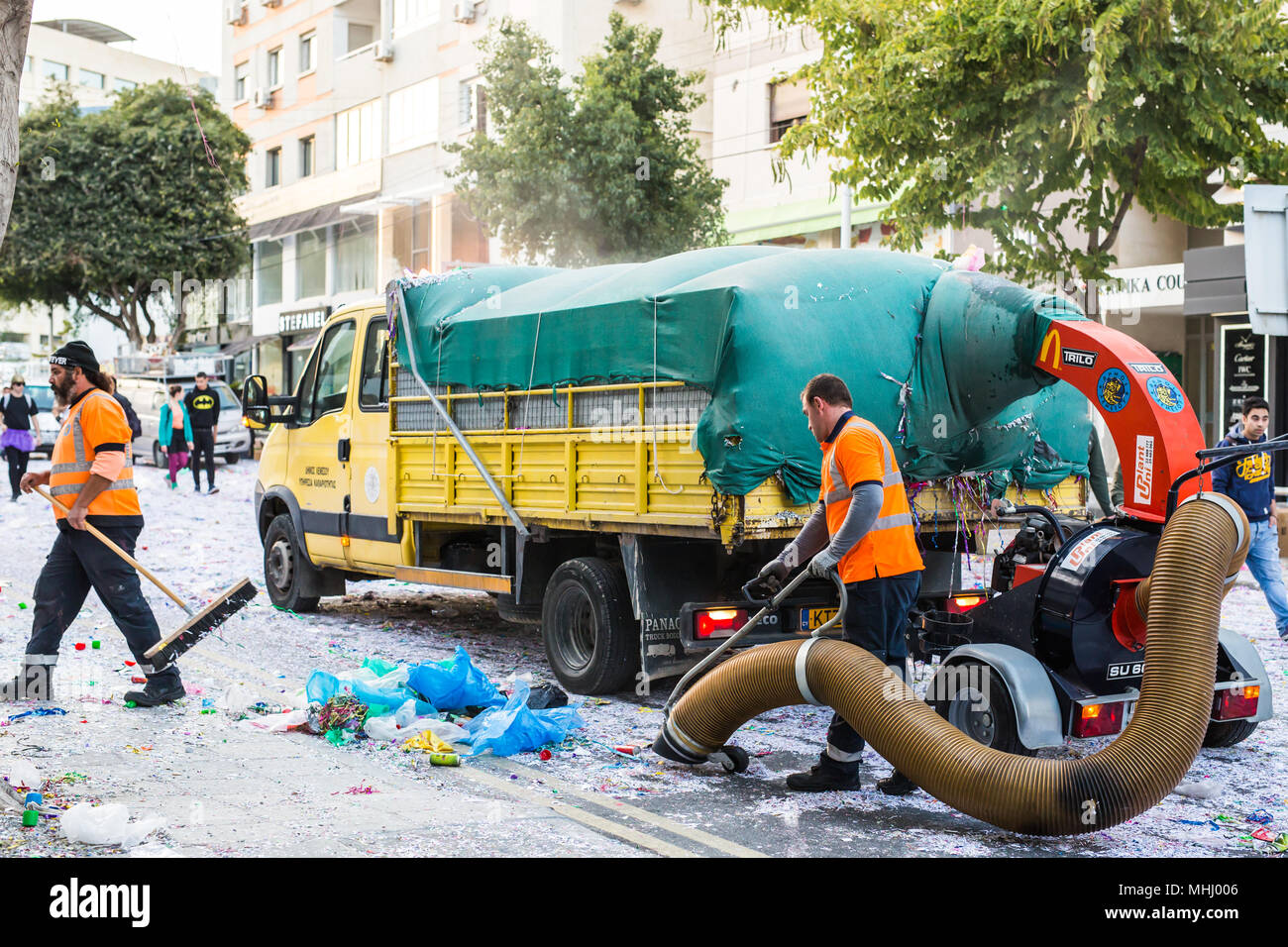 Street sweeper parade hi-res stock photography and images - Alamy