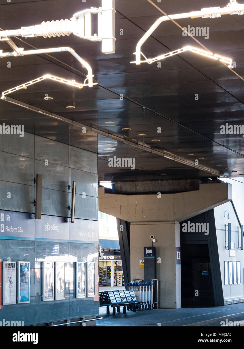 Reading railway station, Reading, Berkshire, England, UK, GB Stock ...
