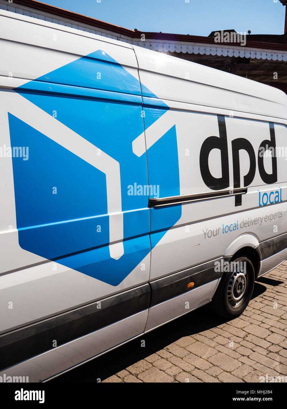 Dpd local logo hi-res stock photography and images - Alamy