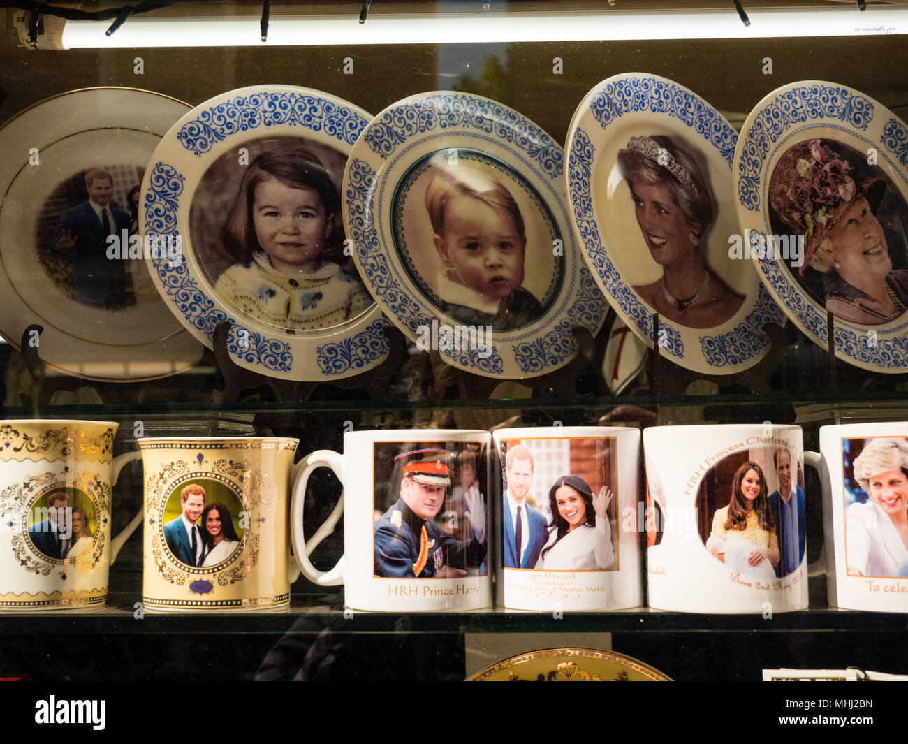 Royal memorabilia hi-res stock photography and images - Alamy