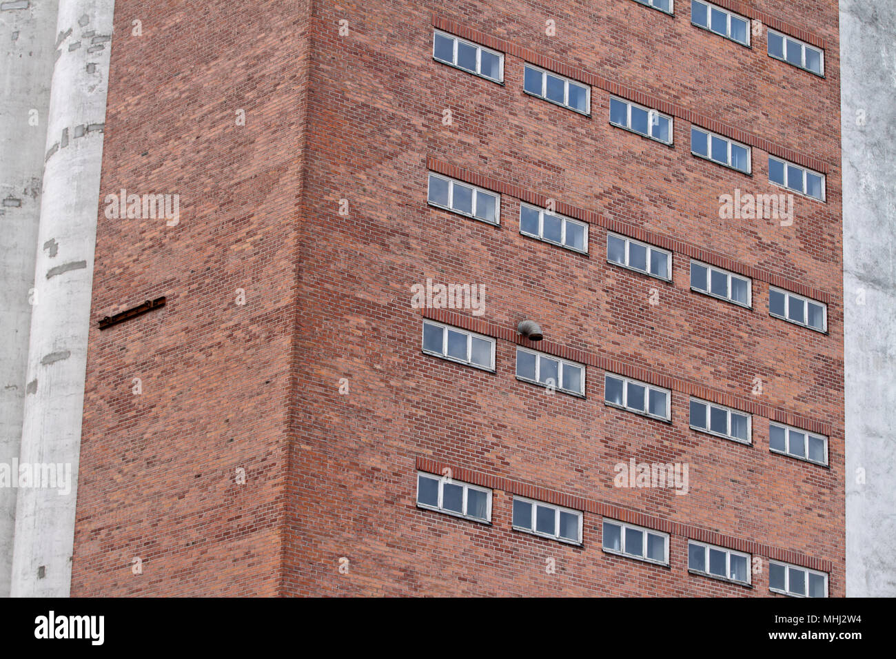 Old factory windows texture hi-res stock photography and images - Alamy