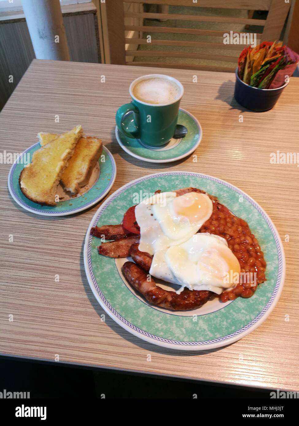 Full english breakfast hotel hi-res stock photography and images - Alamy