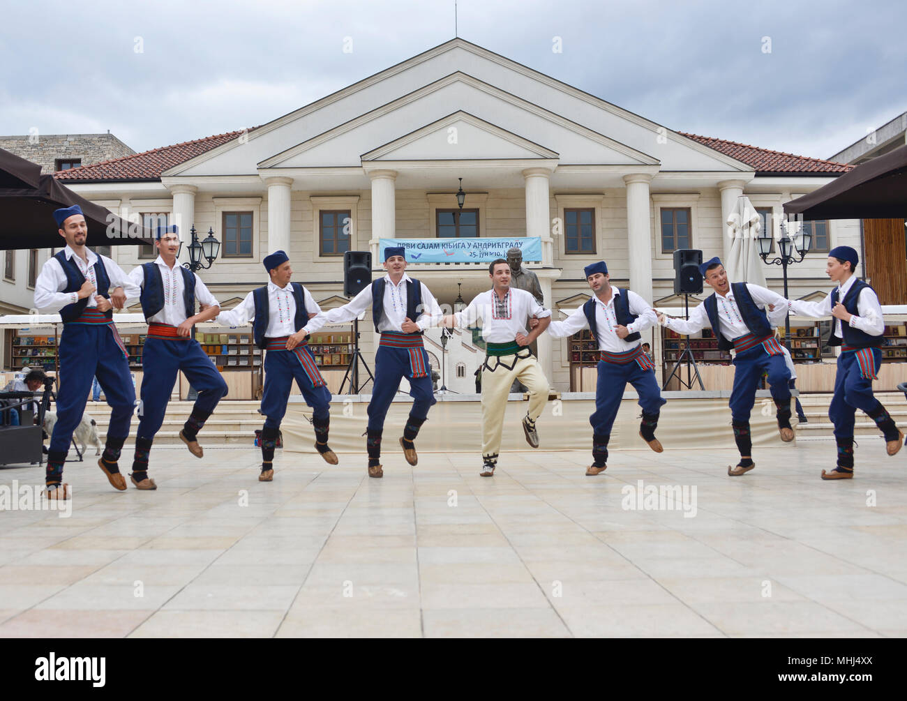 Serbian Folk Dances High Resolution Stock Photography and Images - Alamy