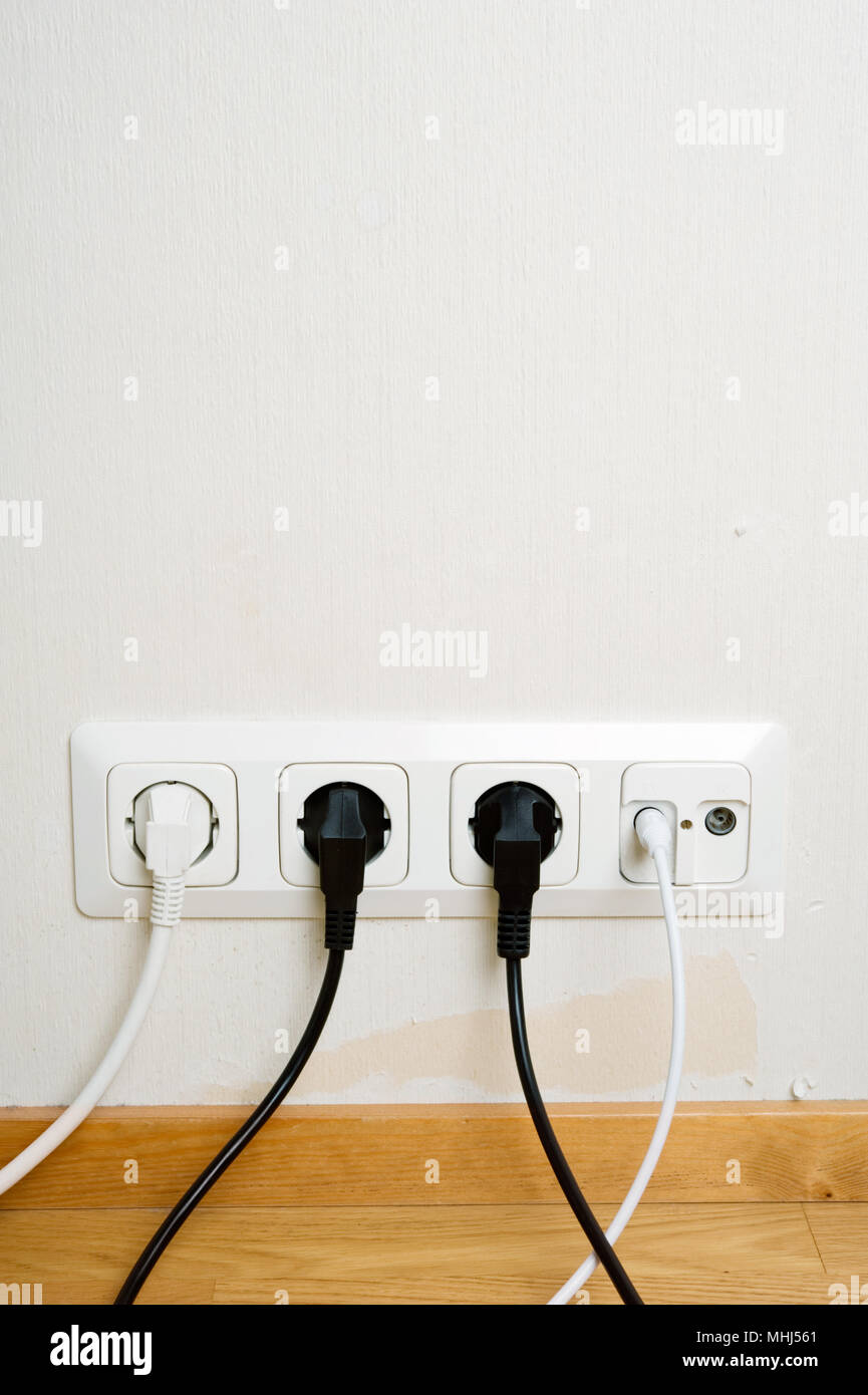 Electric plugs hi-res stock photography and images - Alamy