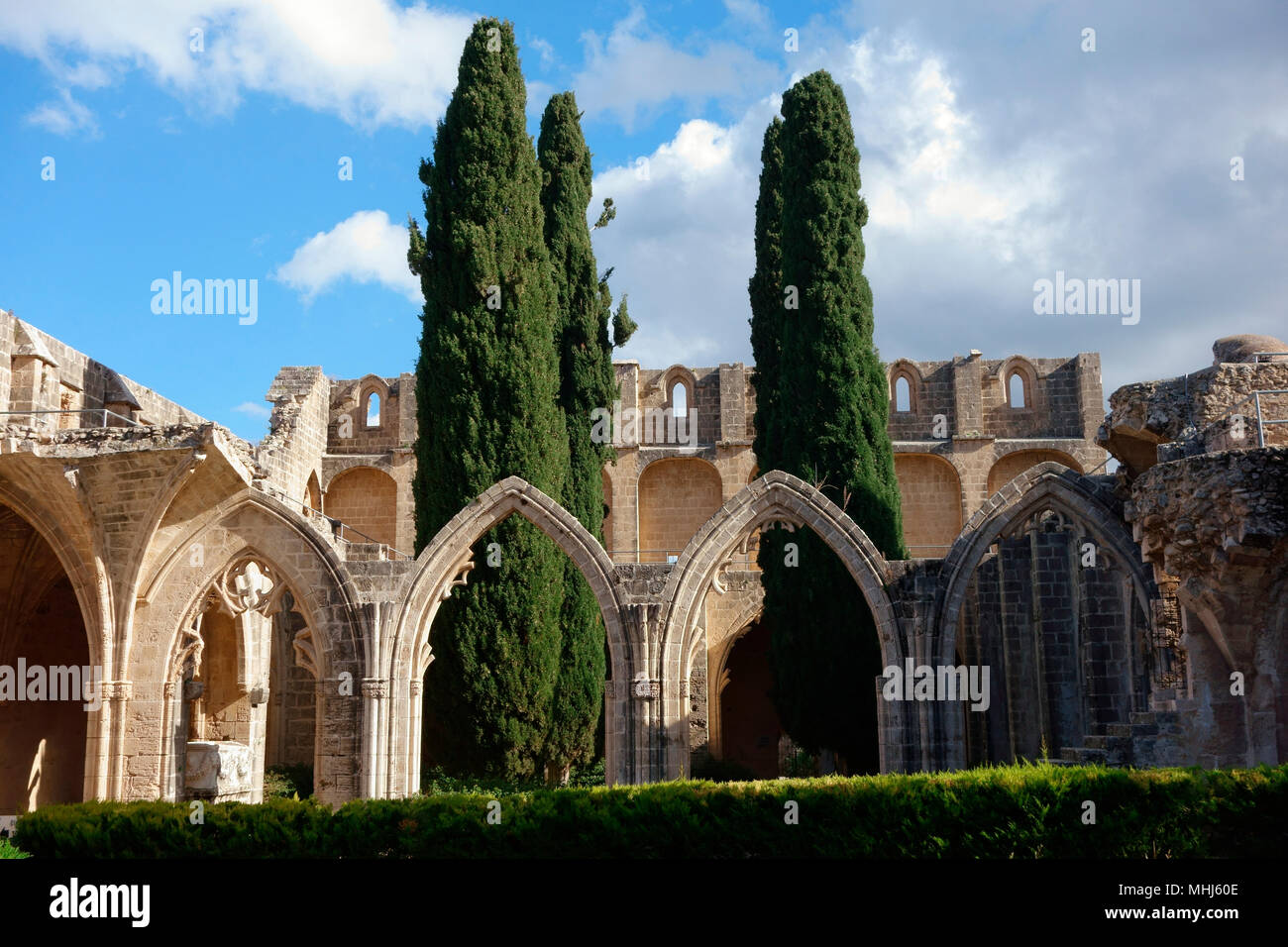 Monastery gothic arcades hi-res stock photography and images - Alamy