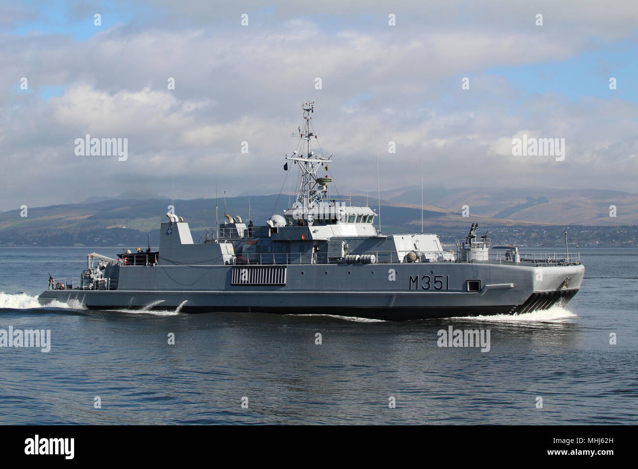 Royal norwegian navy alta class minesweeper hi-res stock photography ...