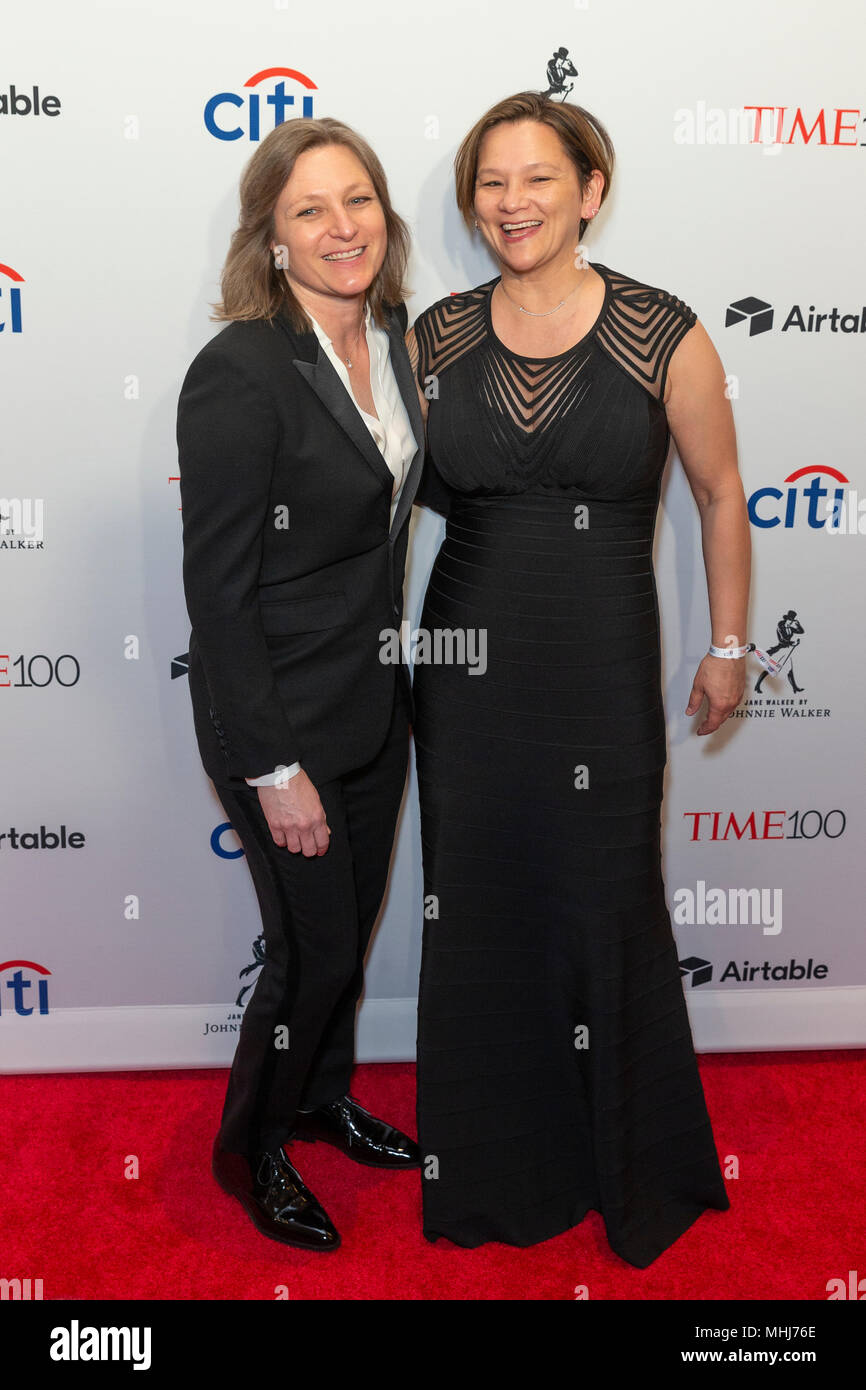 Cindy holland red carpet event hi-res stock photography and images - Alamy