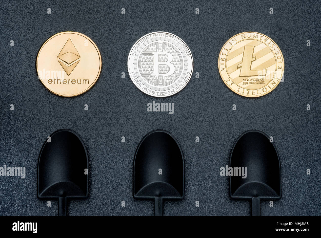 Golden Coin Texture High Resolution Stock Photography and Images - Alamy