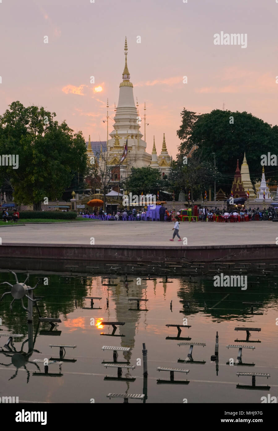 Wat Botum (Wat Botumvatey) seen from Botum Park fountain, Phnom Penh ...