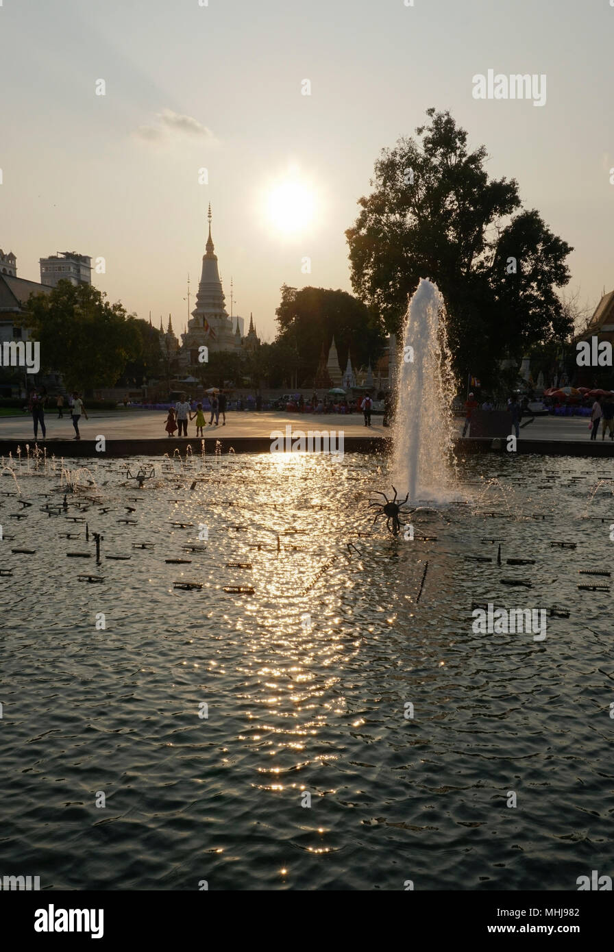 Botum pagoda park hi-res stock photography and images - Alamy