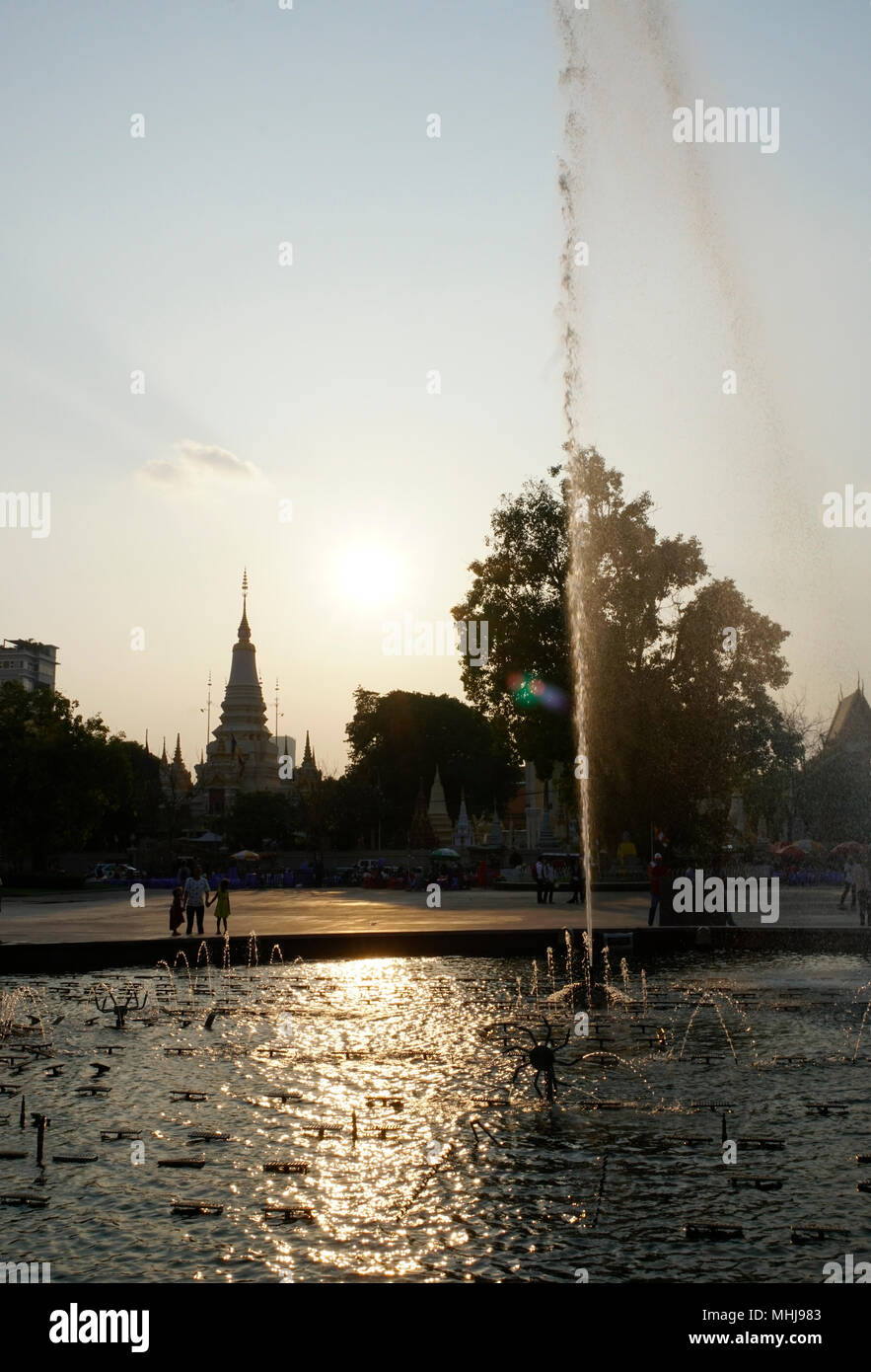 Botum pagoda park hi-res stock photography and images - Alamy