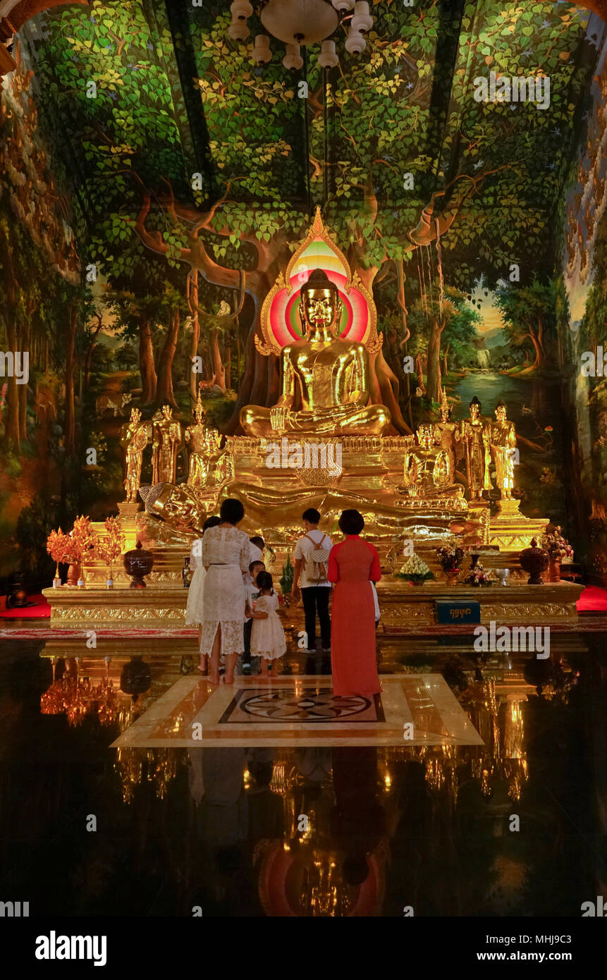 Botumvatey pagoda hi-res stock photography and images - Alamy