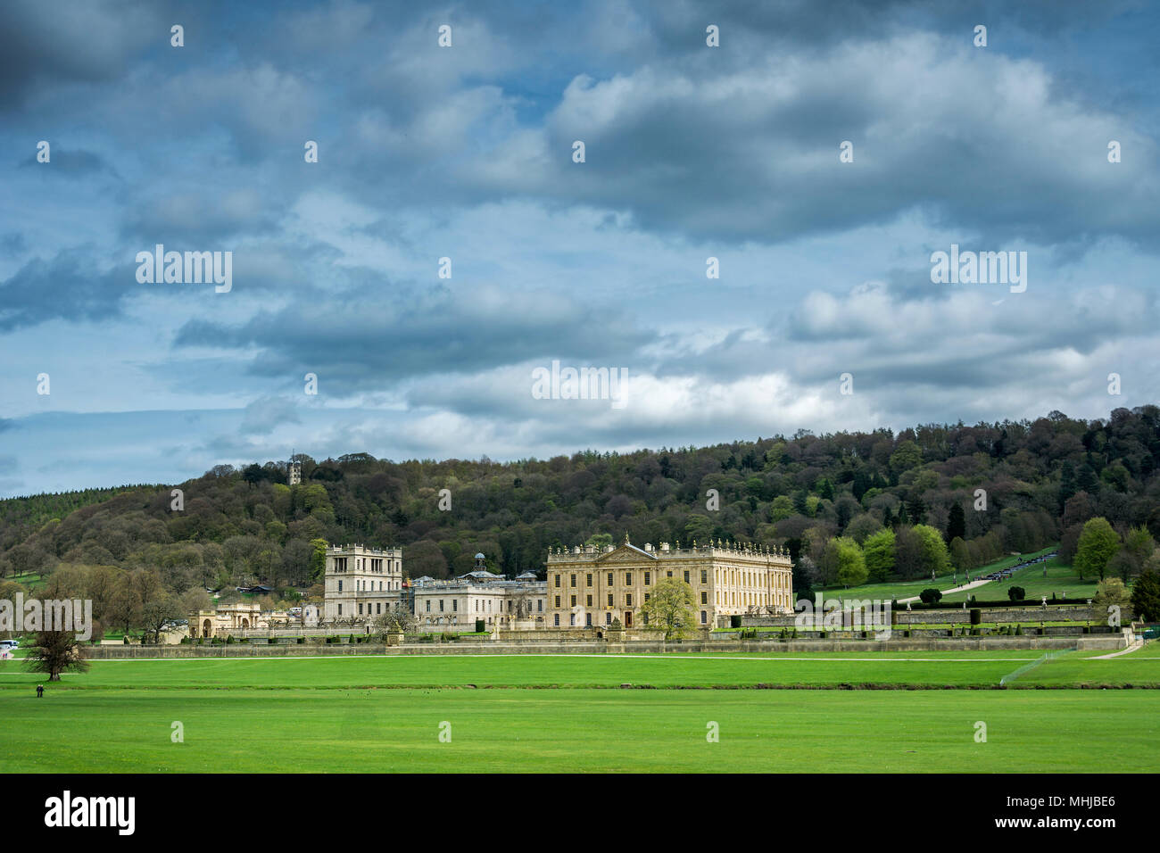 Chatsworth House in extensive grounds in Derbyshire Stock Photo - Alamy