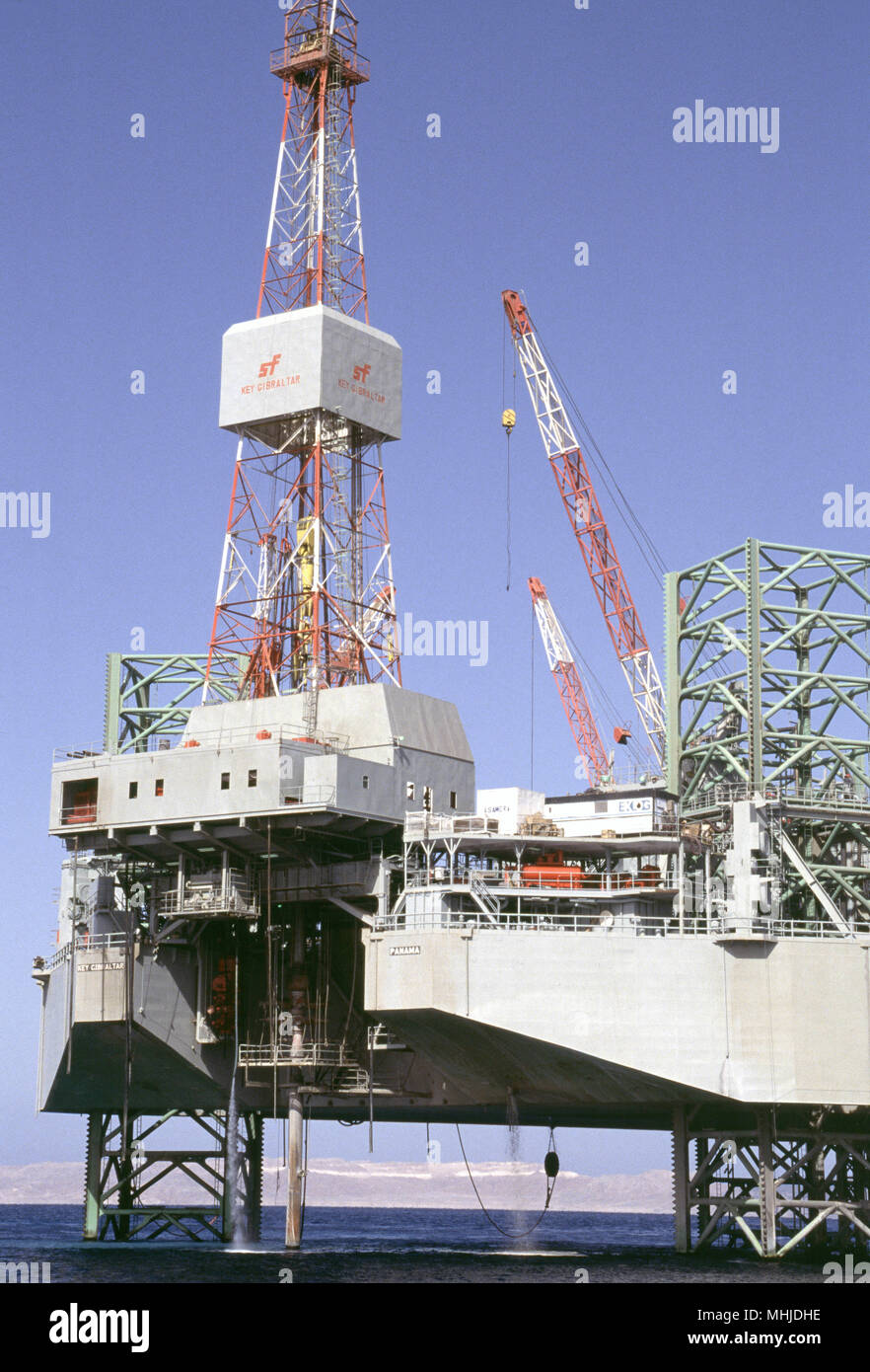 Transocean jack up rig hi-res stock photography and images - Alamy