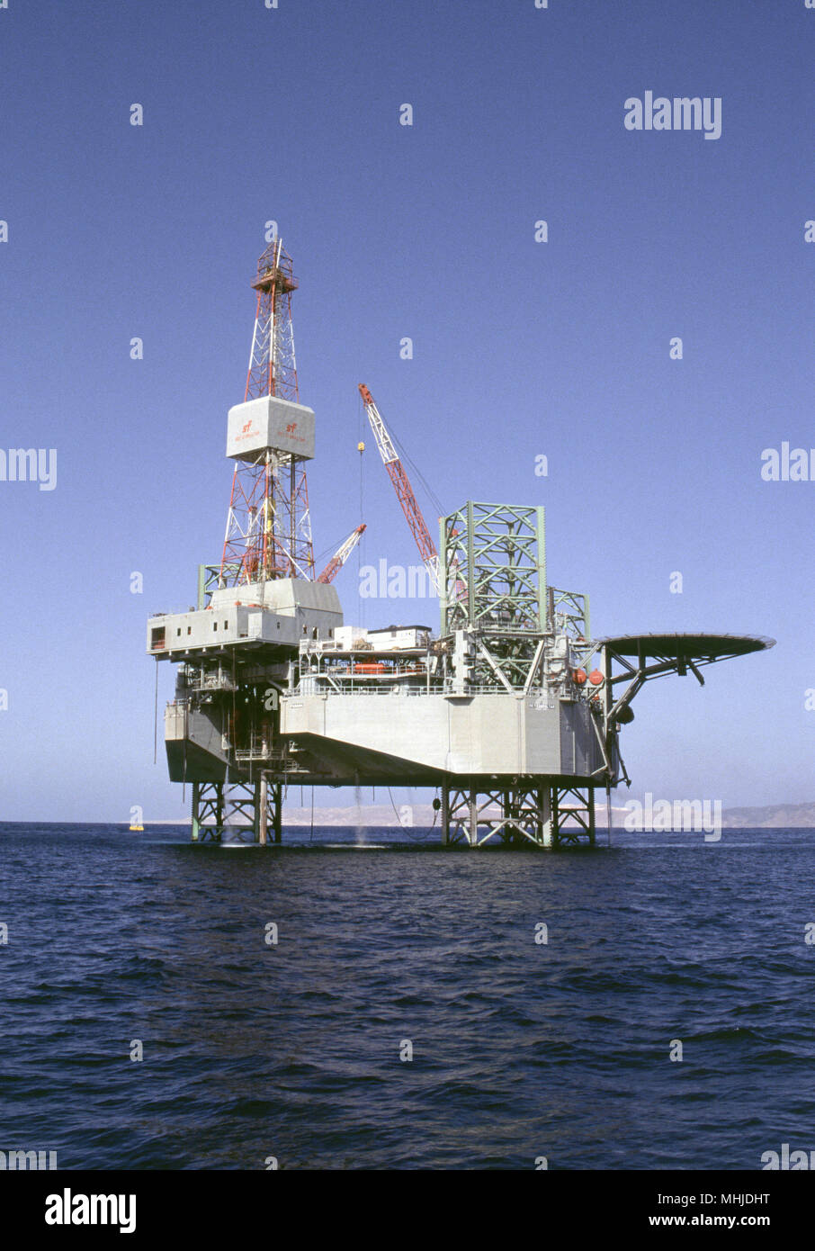 Jack-up rig Key Gibraltar drilling for oil in the Red Sea for Asamera ...