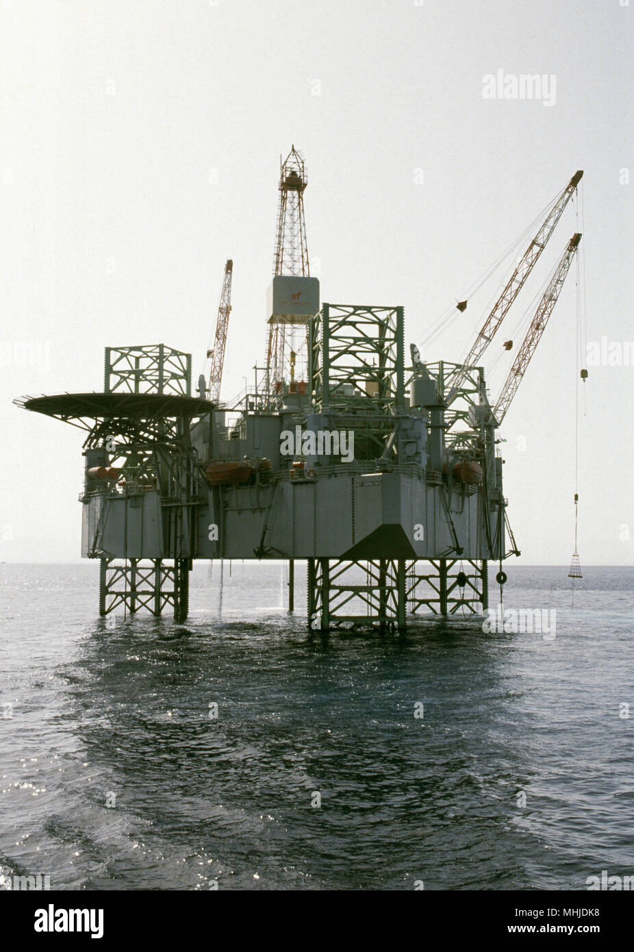 Jack-up rig Key Gibraltar drilling for oil in the Red Sea for Asamera ...