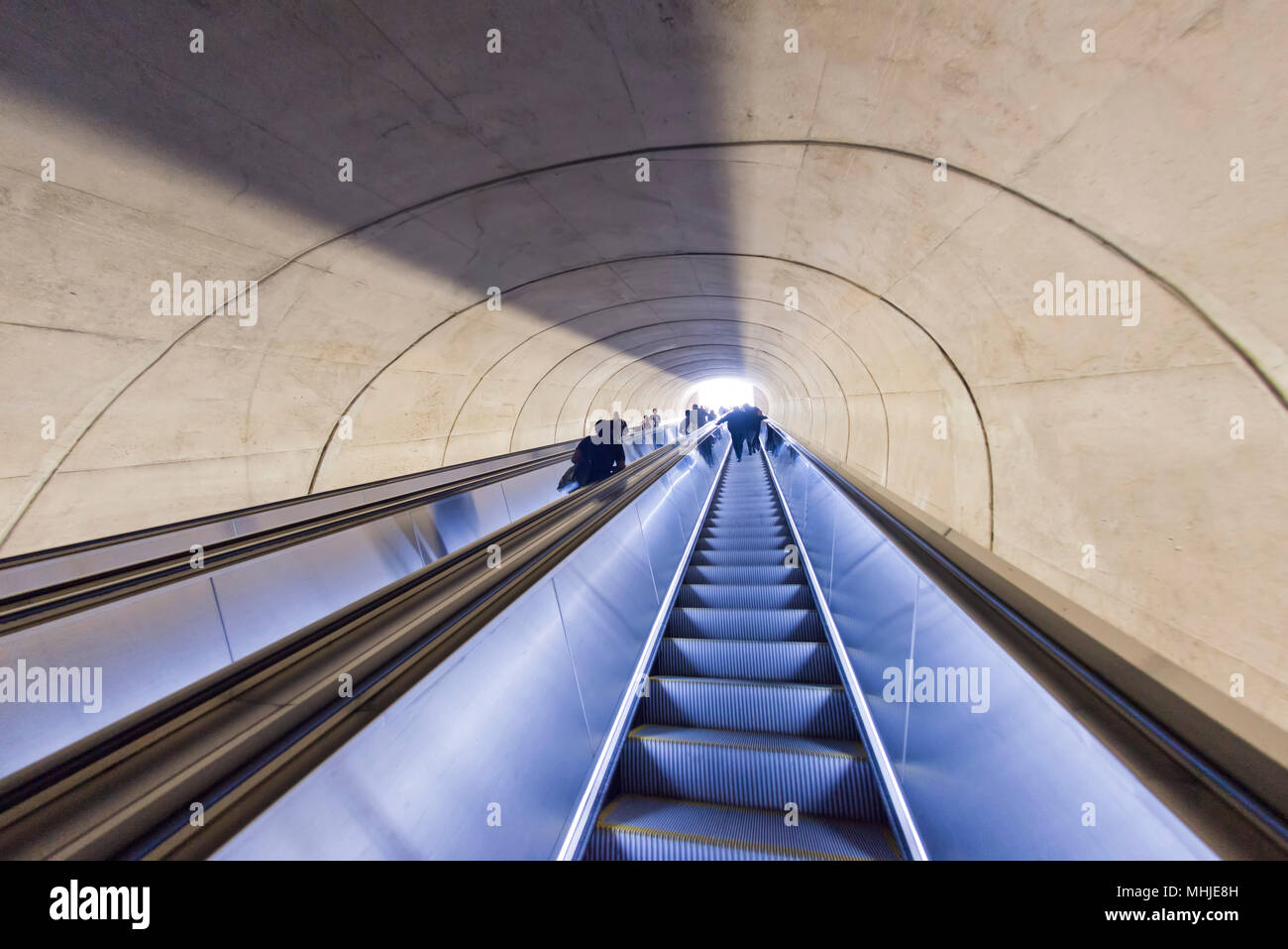 Washington DC Metro escalator Stock Photo - Alamy
