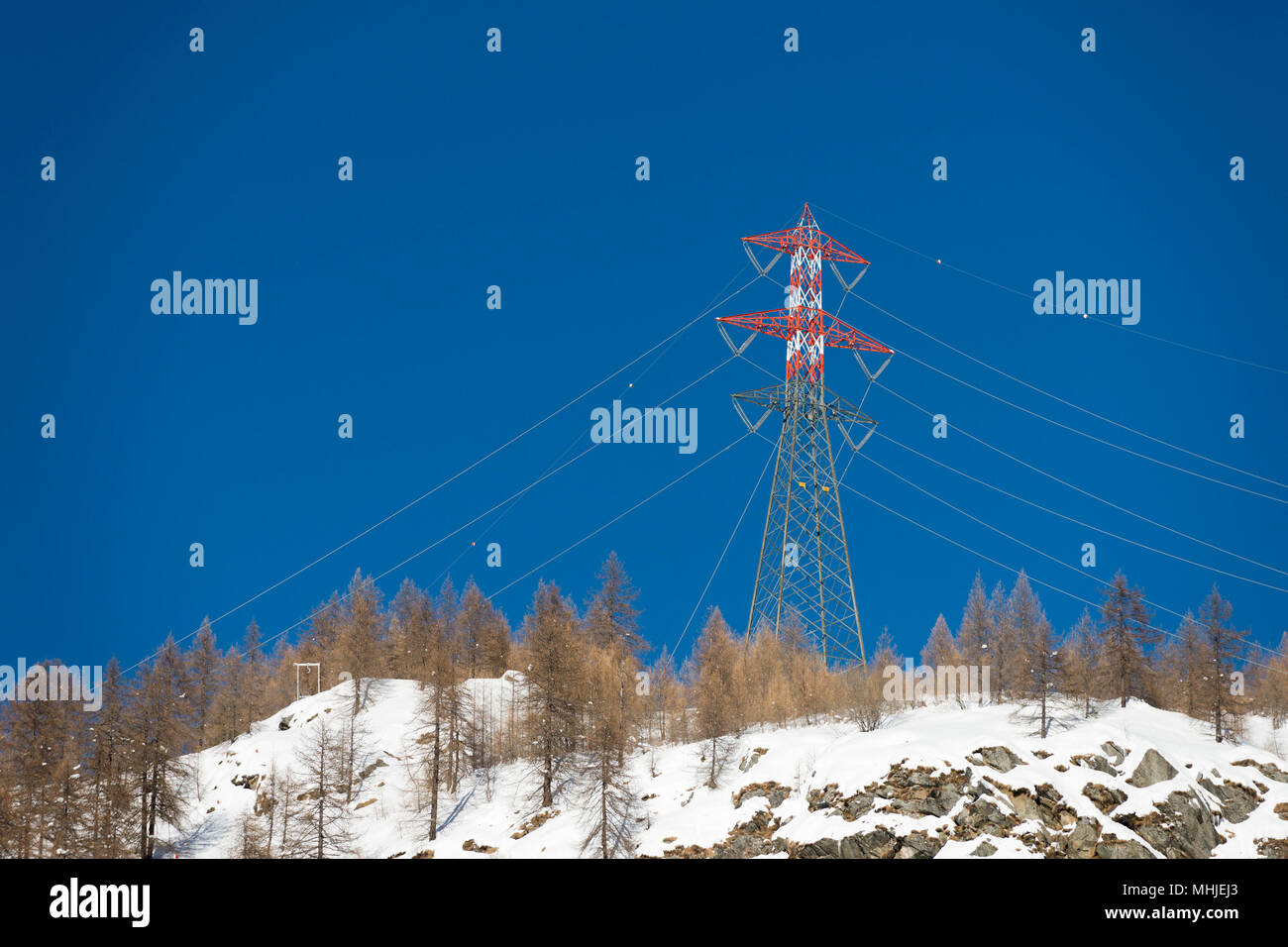 Electric Power Lines connector high voltage electicity Stock Photo - Alamy