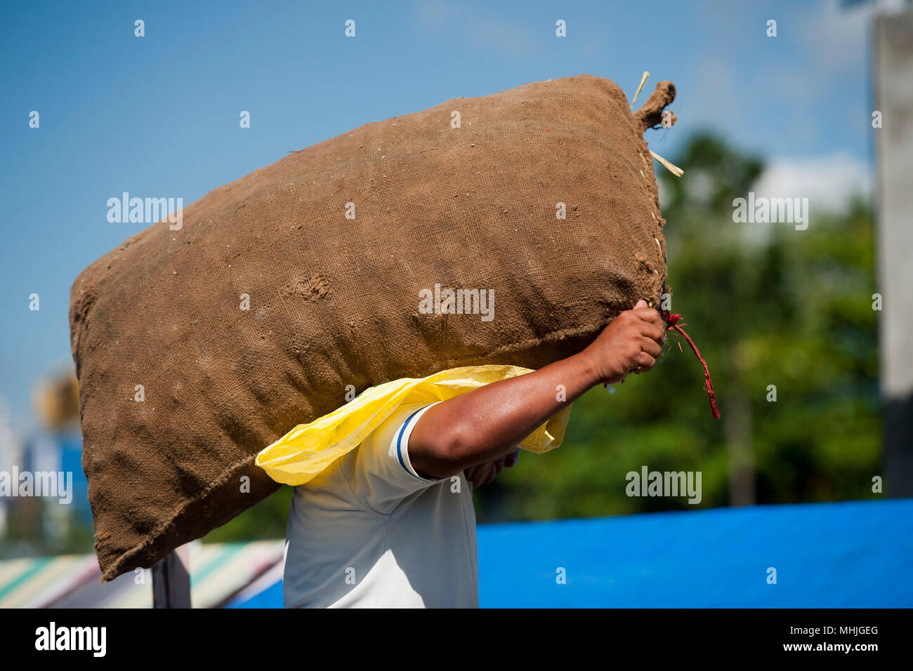 Juta bag hi-res stock photography and images - Alamy