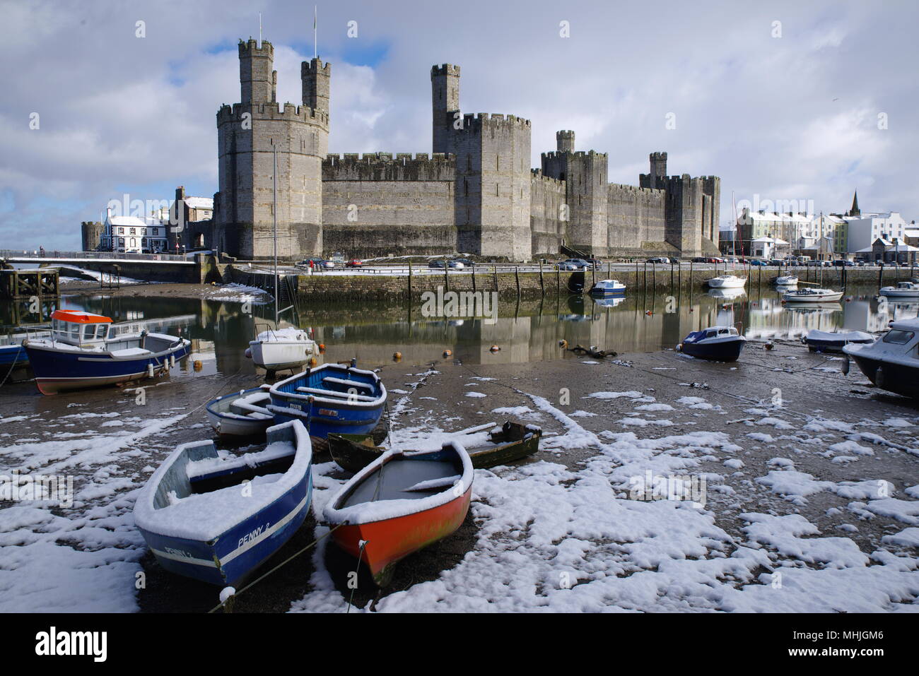 Snow Castle High Resolution Stock Photography and Images - Alamy