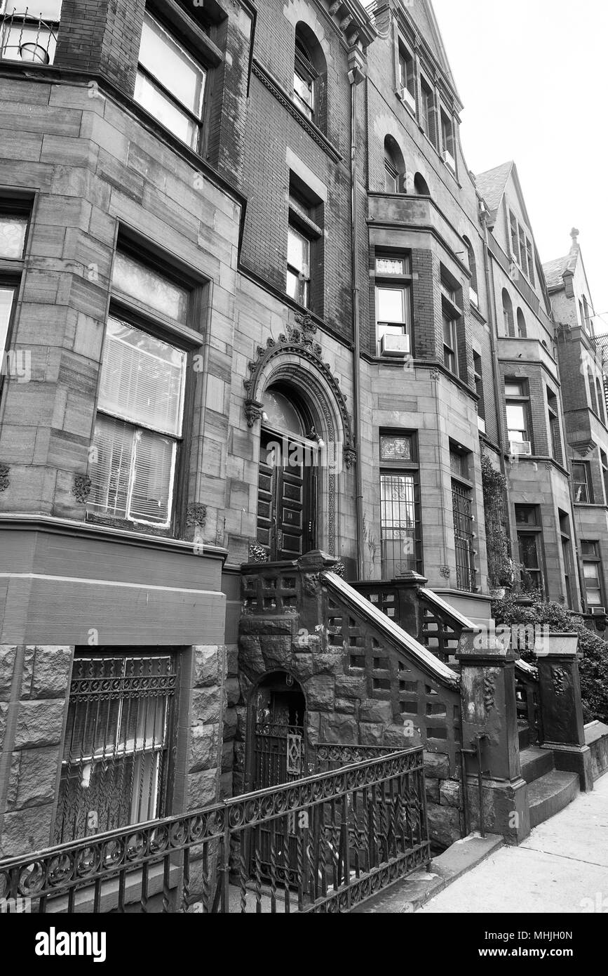 Harlem apartment building Black and White Stock Photos & Images - Alamy