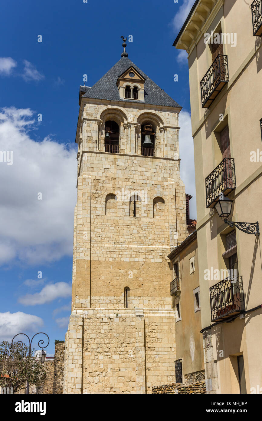 Tower of the Basilica de San Isidoro in Leon, Spain Stock Photo - Alamy