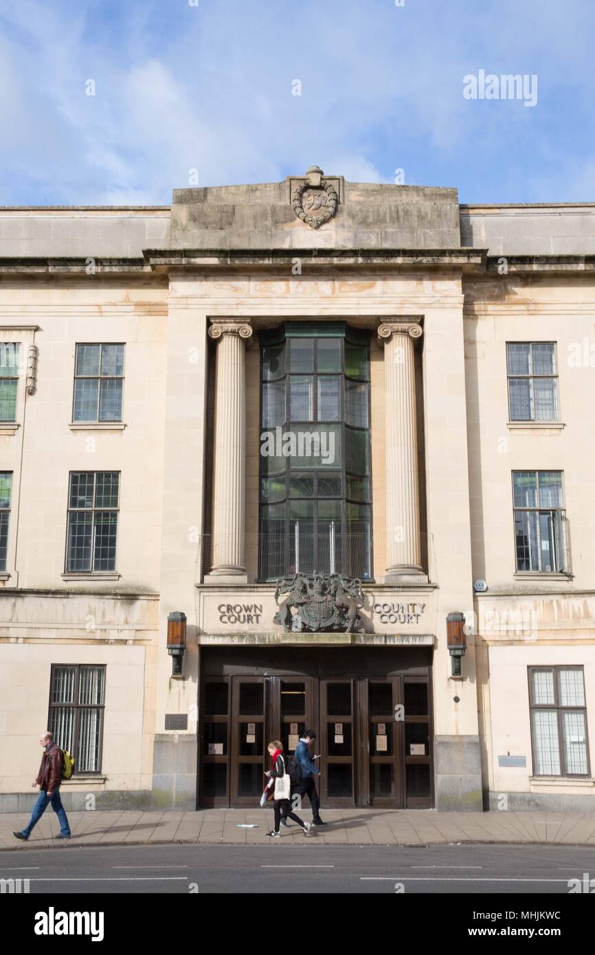 Crown Court High Resolution Stock Photography and Images - Alamy