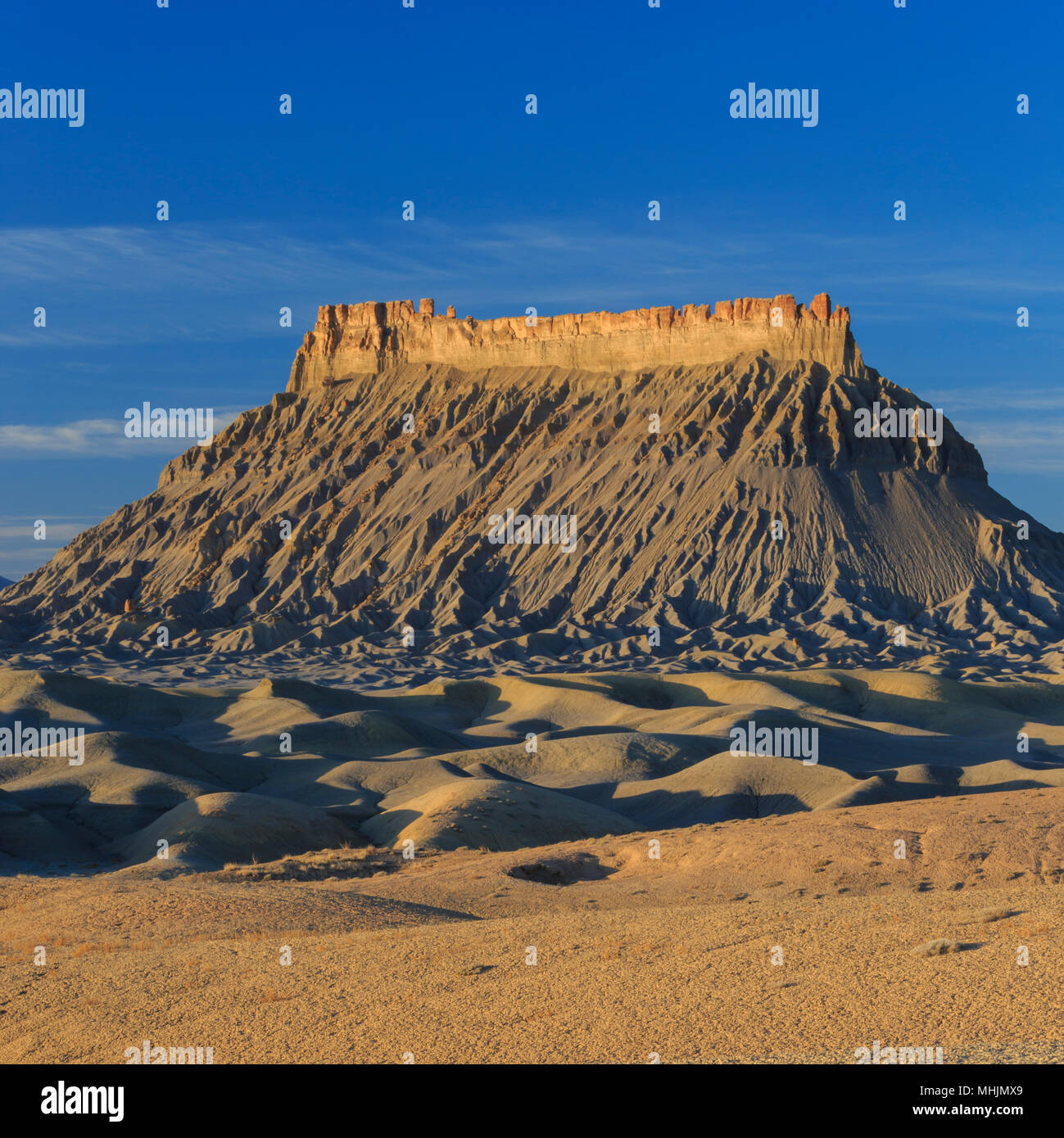 Light and scenery hi-res stock photography and images - Alamy