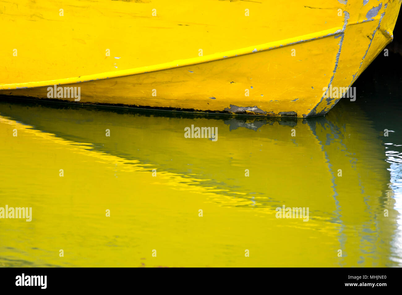 yellow water reflection Stock Photo - Alamy