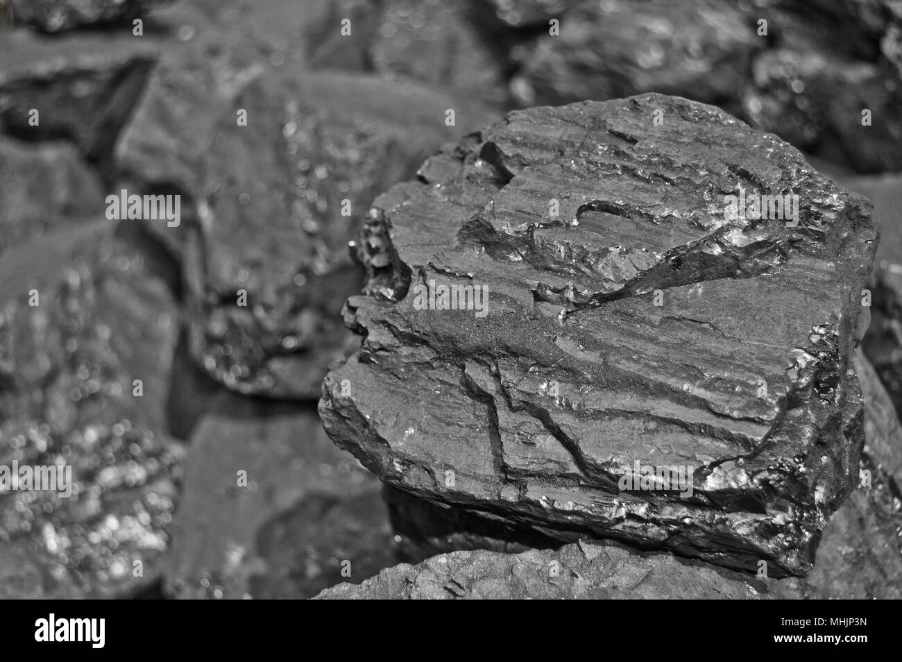 Black coal texture background hi-res stock photography and images - Alamy