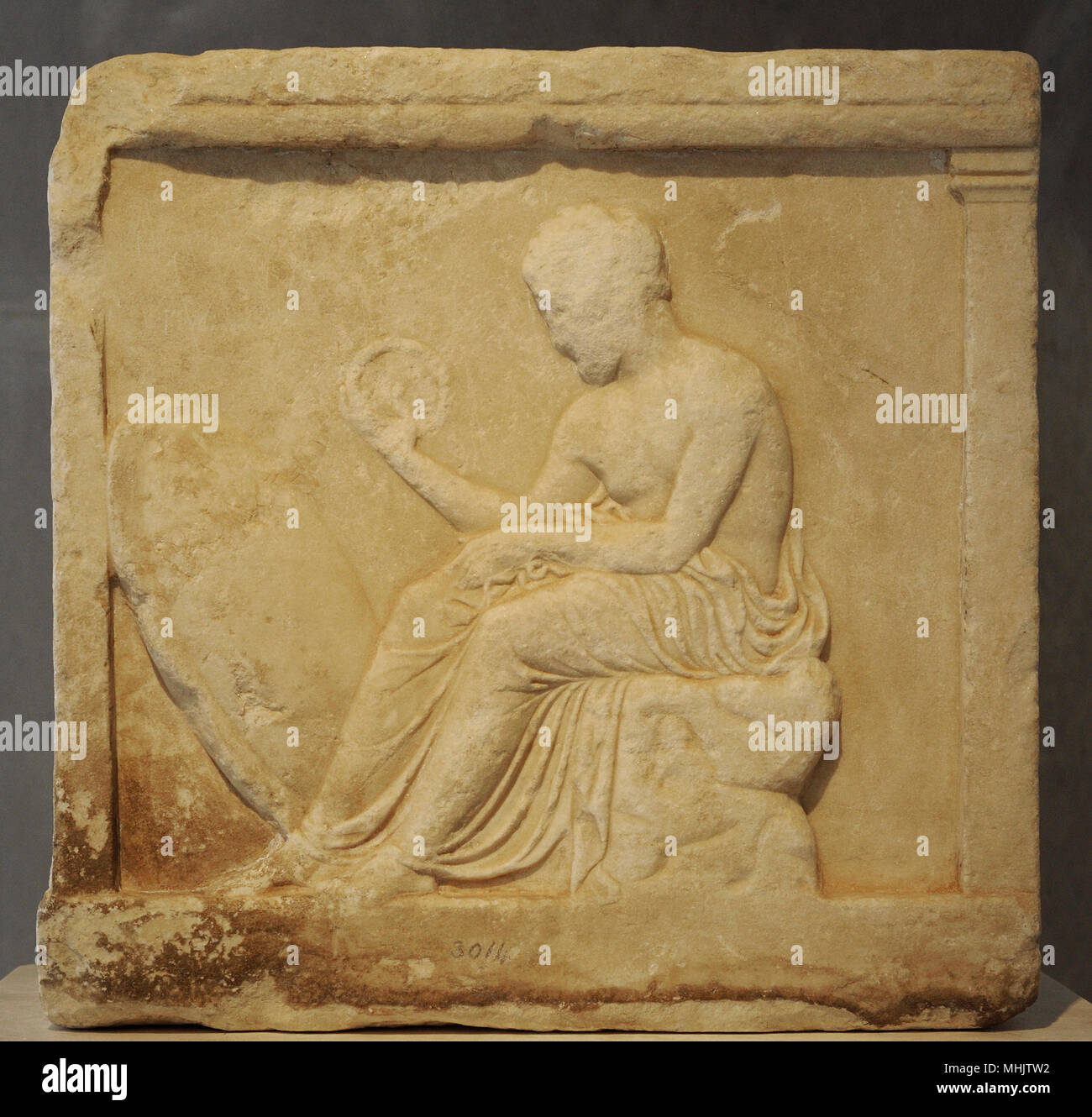 Greek crown antique hi-res stock photography and images - Alamy