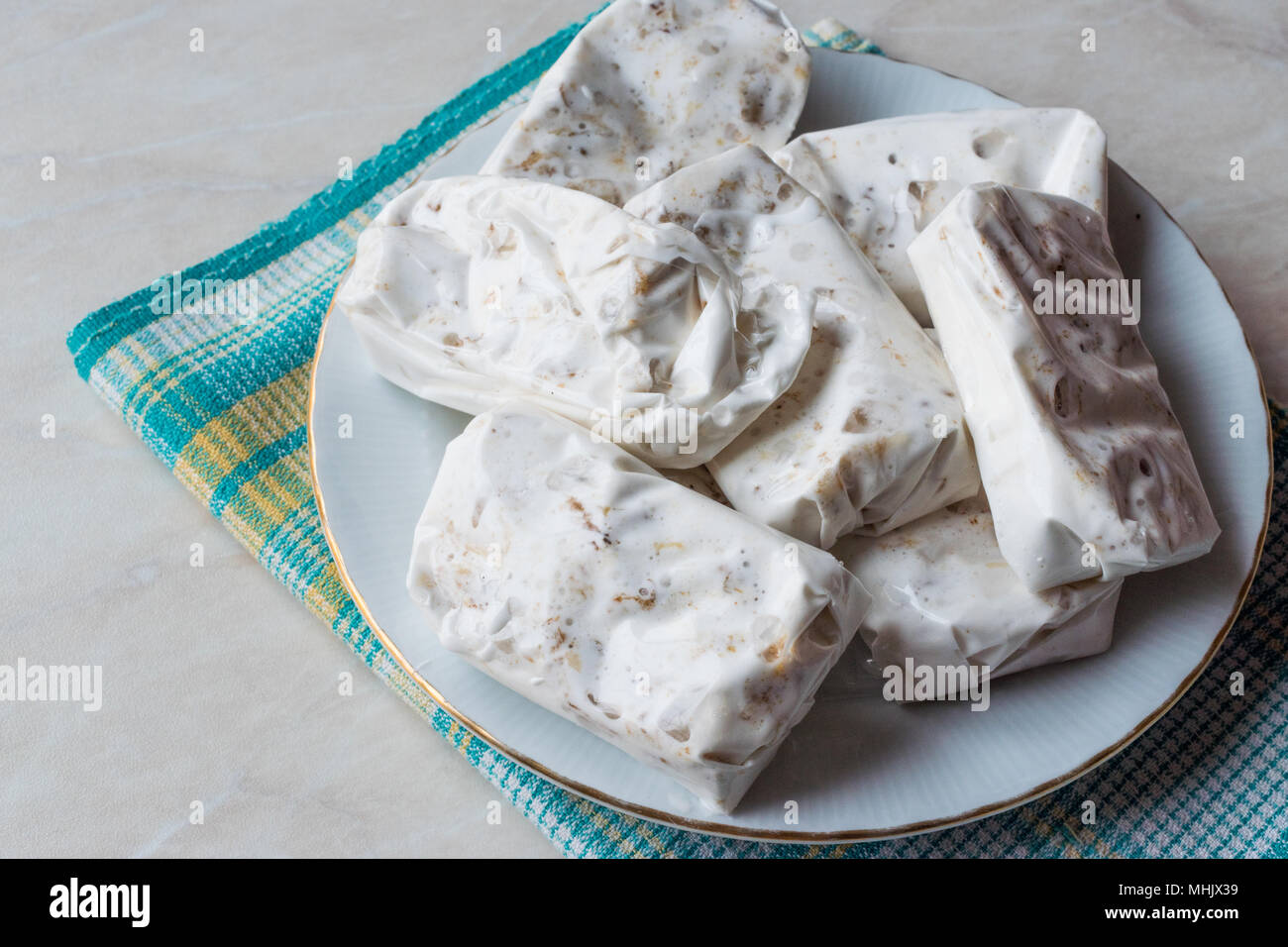 Turkish Helva Sakiz Helvasi / Gum Halva with Walnut. Traditional Food ...
