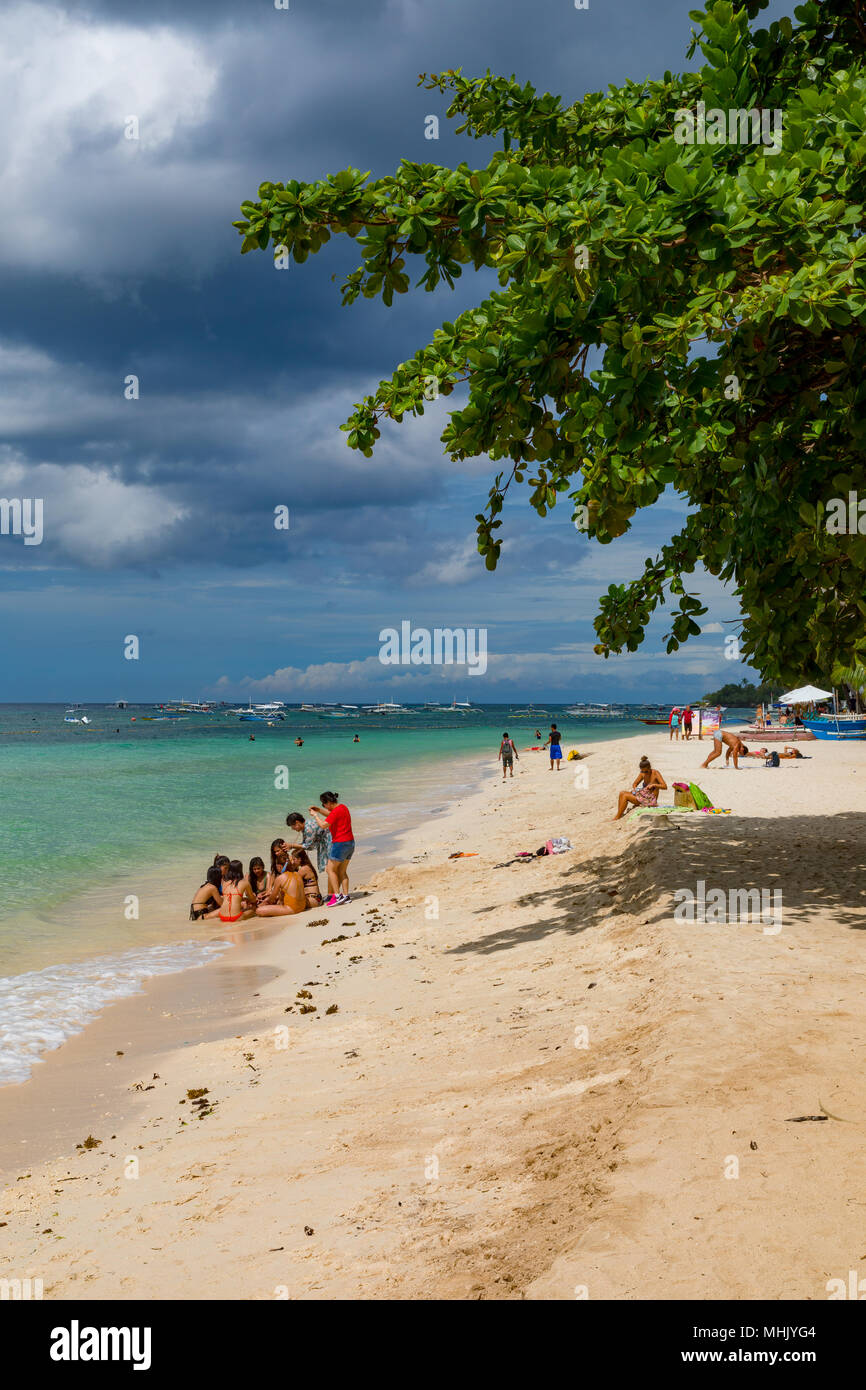 Alona Beach Bohol Philippines April 20, 2018 Alona Beach Stock Photo ...
