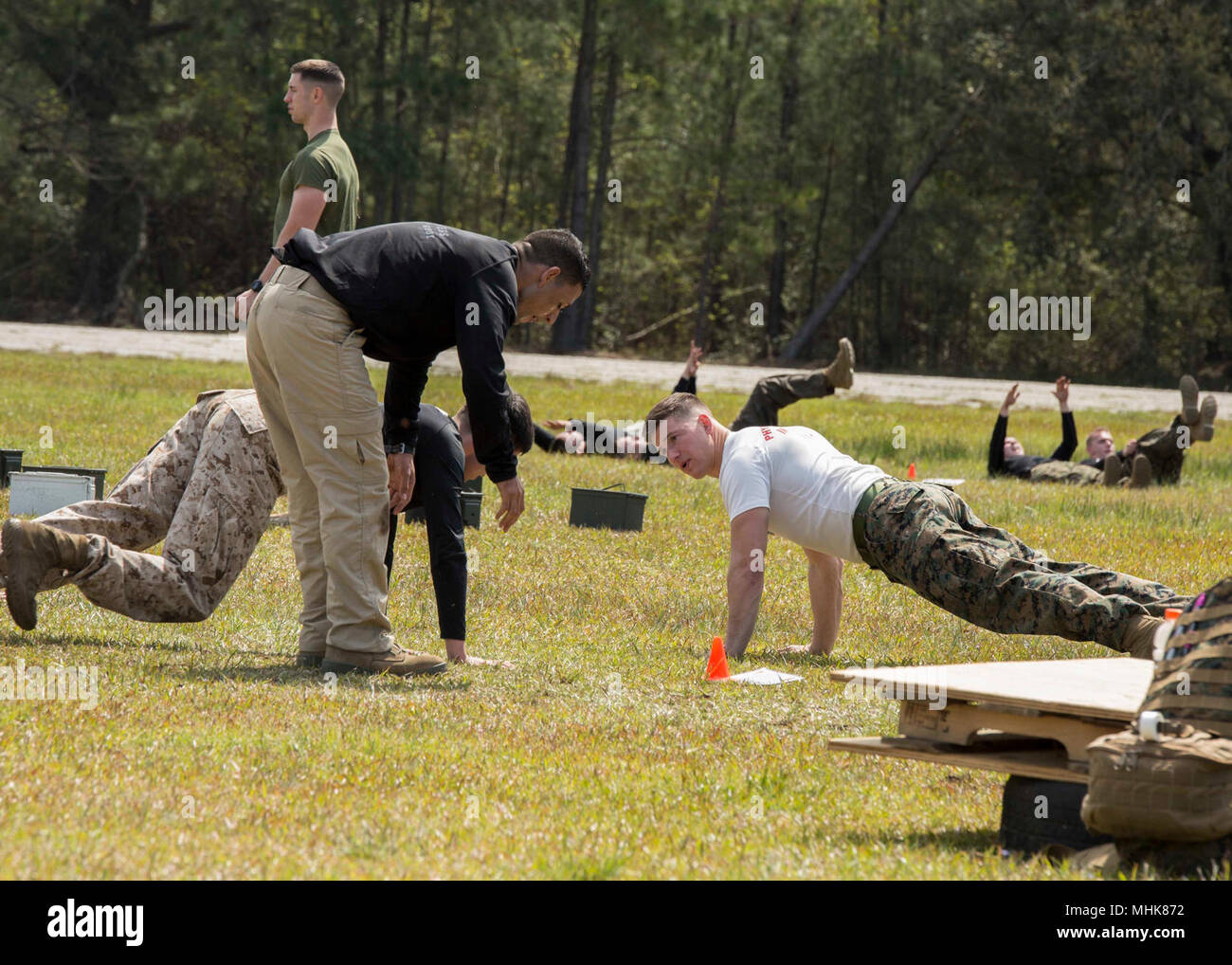 Mini marines marine corps hi-res stock photography and images - Alamy