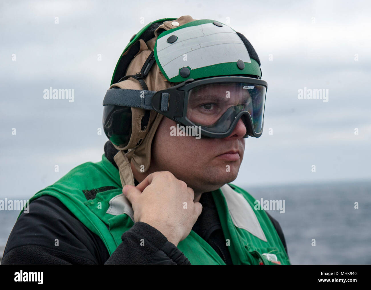 ATLANTIC OCEAN (March 25, 2018) Interior Communications Electrician 1st ...