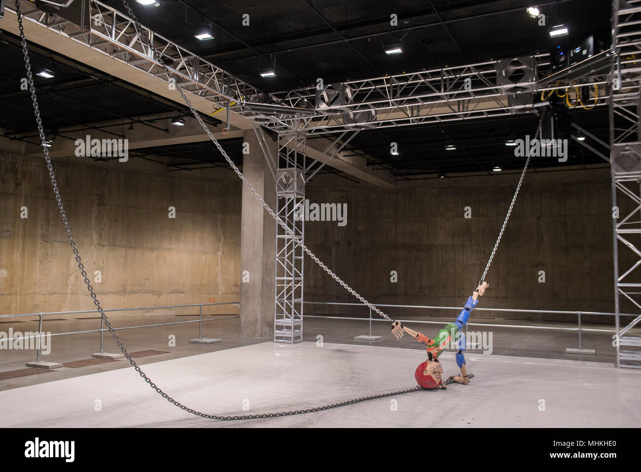 A large scale animatronic installation hi-res stock photography and ...