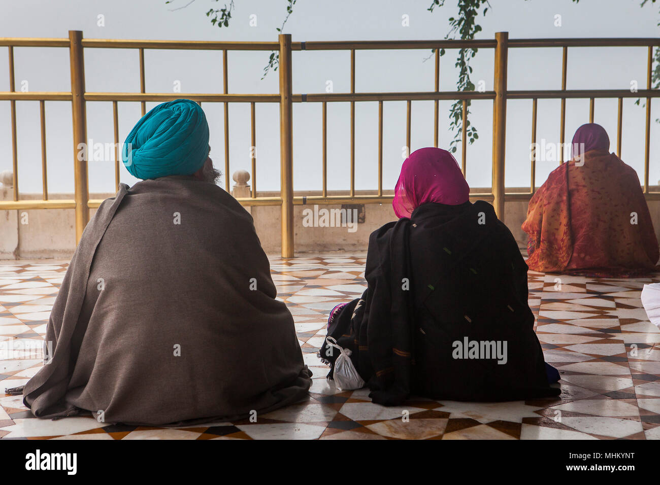 Sikh prayers at the temple hi-res stock photography and images - Alamy