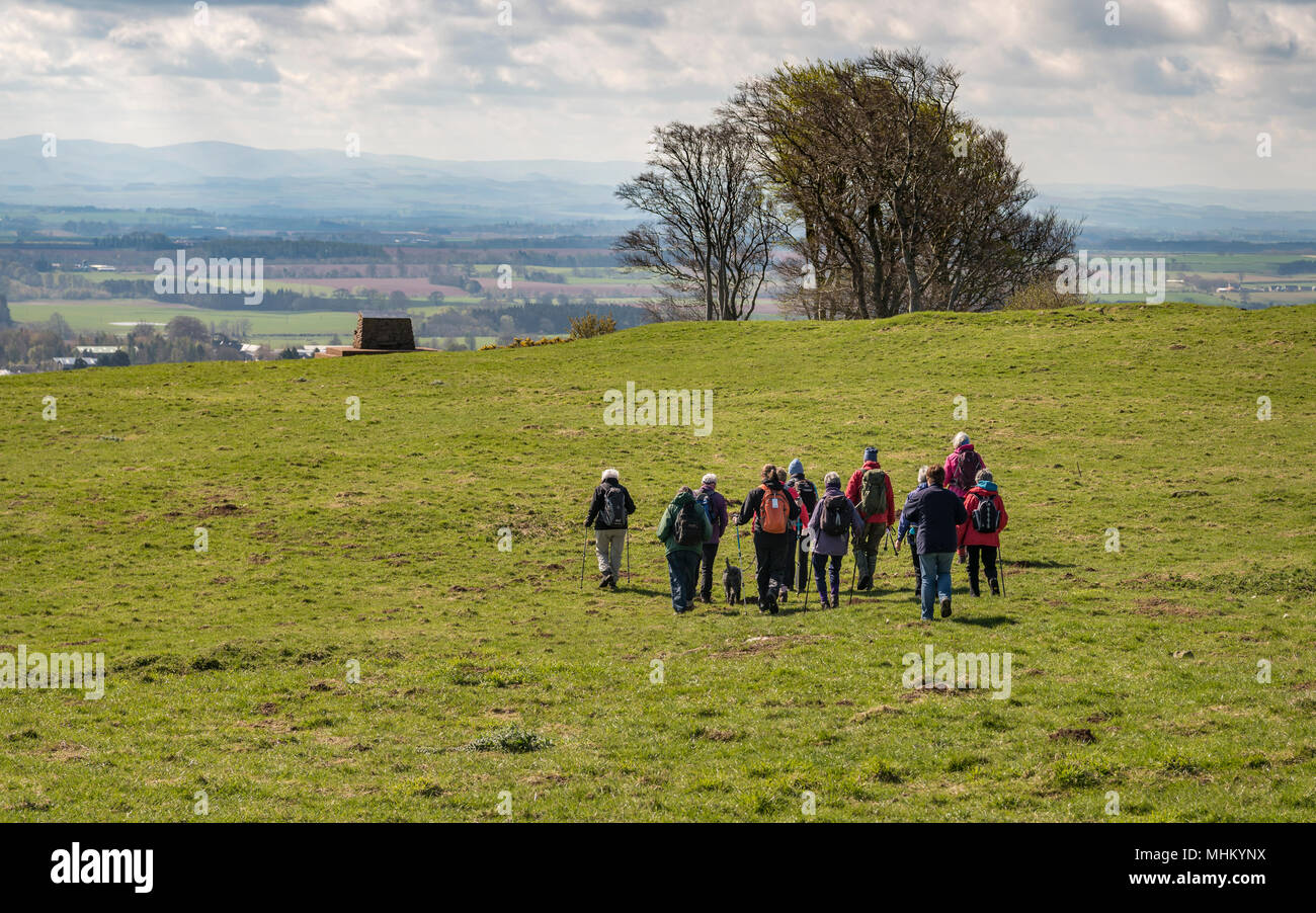 Walking group hi-res stock photography and images - Alamy
