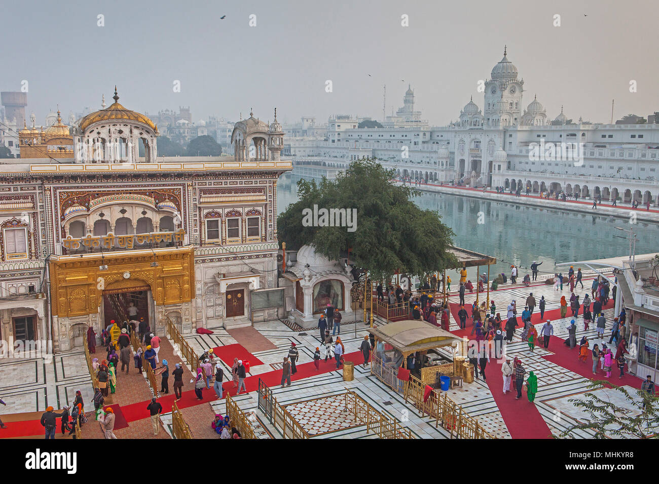 Aerial view harmandir sahib darbar hi-res stock photography and images ...